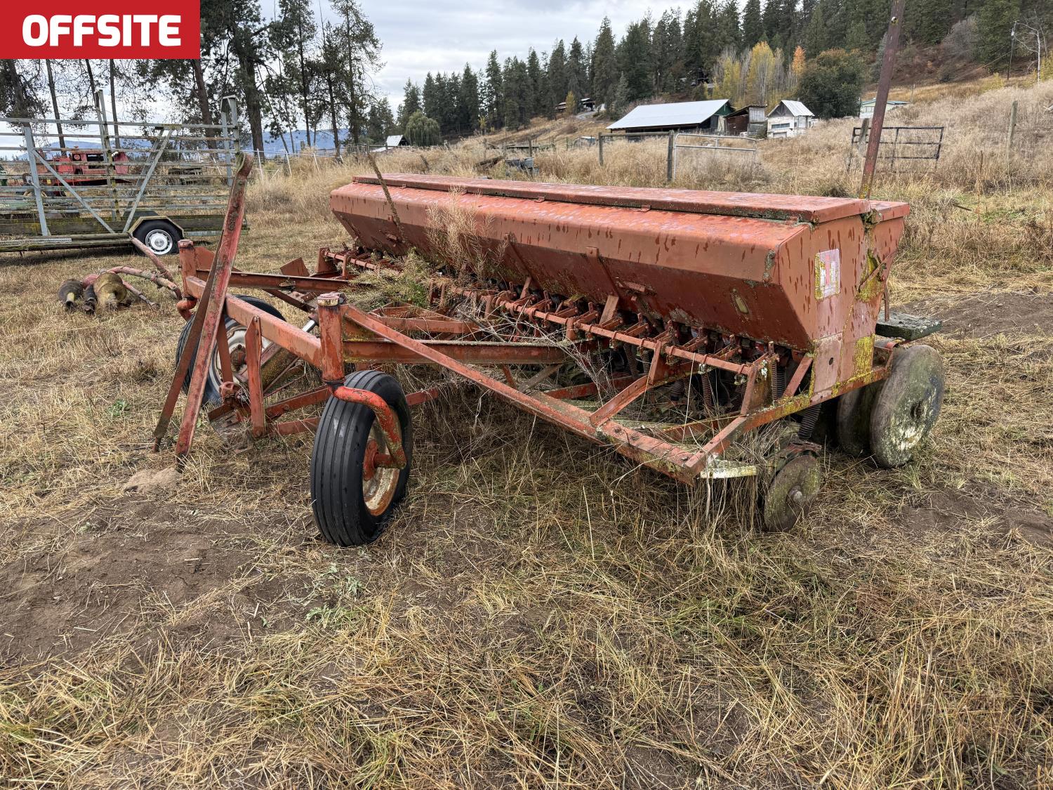 International Harvester 12 Ft 3 Point Hitch Seed Drill [25KF32021-017 ...