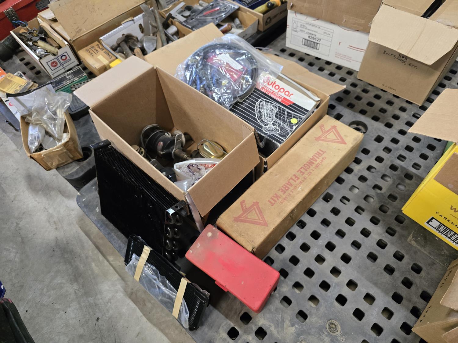 Qty of Misc Automotive Parts [25IP02017-032] | Team Auctions