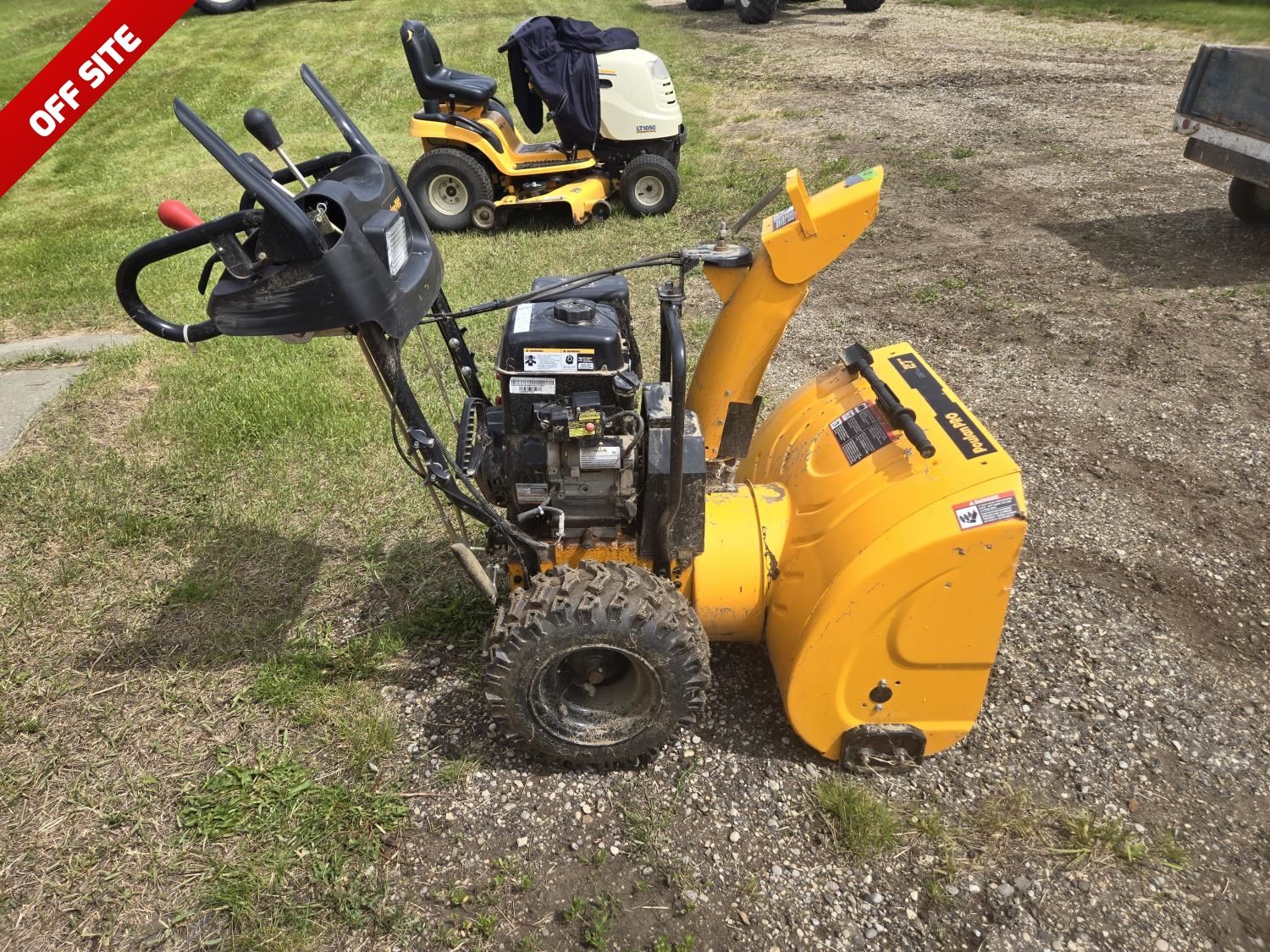 Poulan Pro 27 Inch Dual Stage Walk Behind Snowblower [24FD37041-017 ...