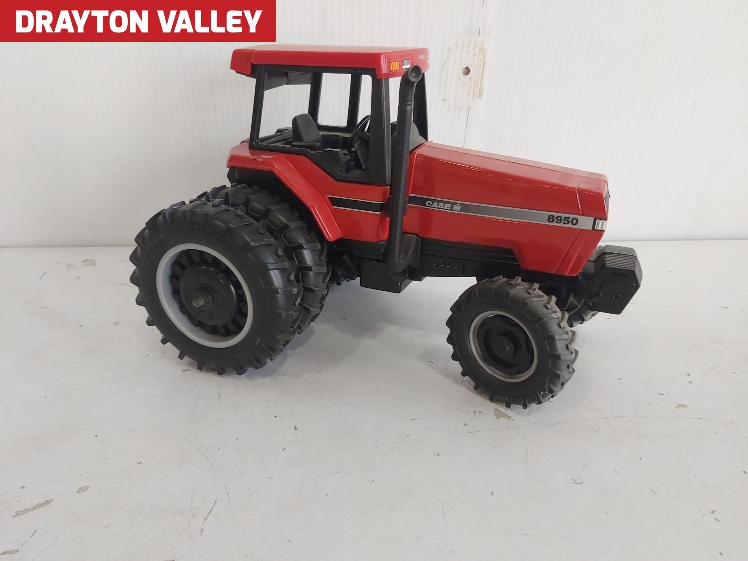 Case IH 8950 MFWD Tractor [25IS05001-234] | Team Auctions