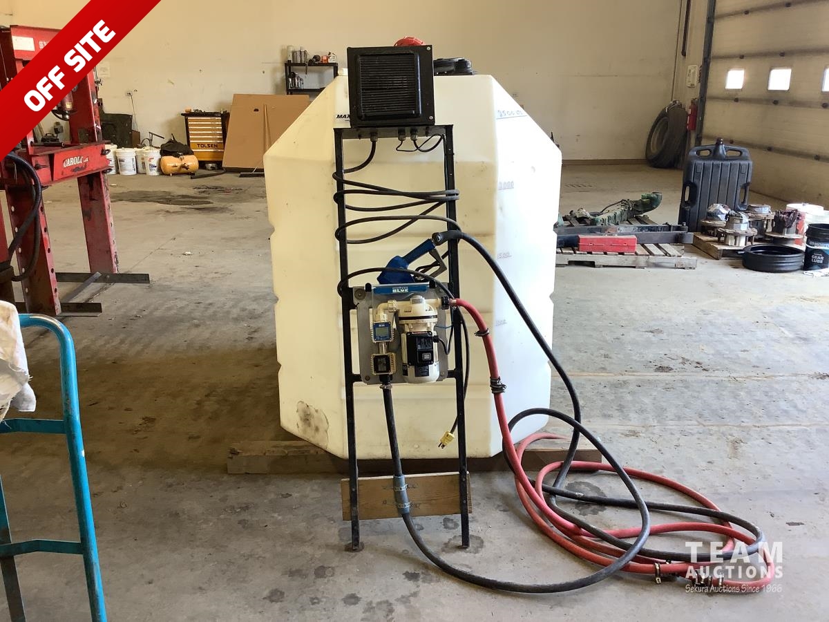 Suzzara Blue Urea Pump, Meter, Hose Nozzle & 2500 Liter Poly Tank ...