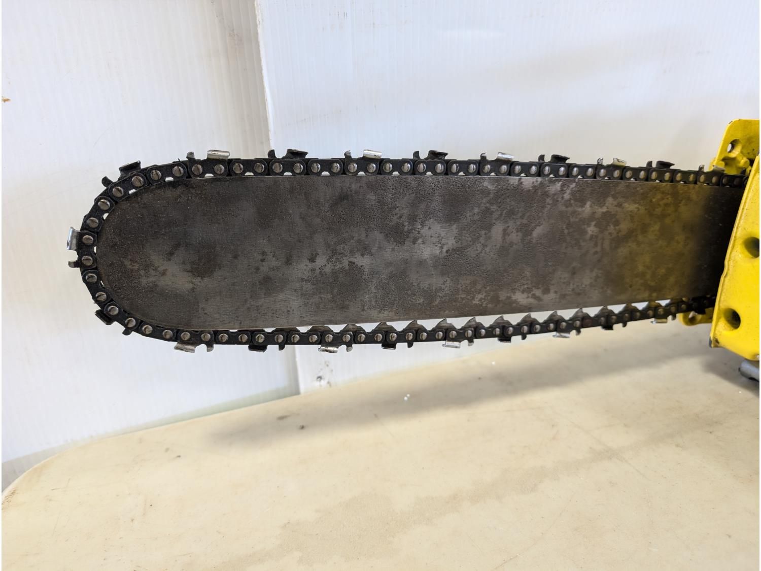 McCulloch 250 Gas Powered Chainsaw [24KE05002-003] | Team Auctions