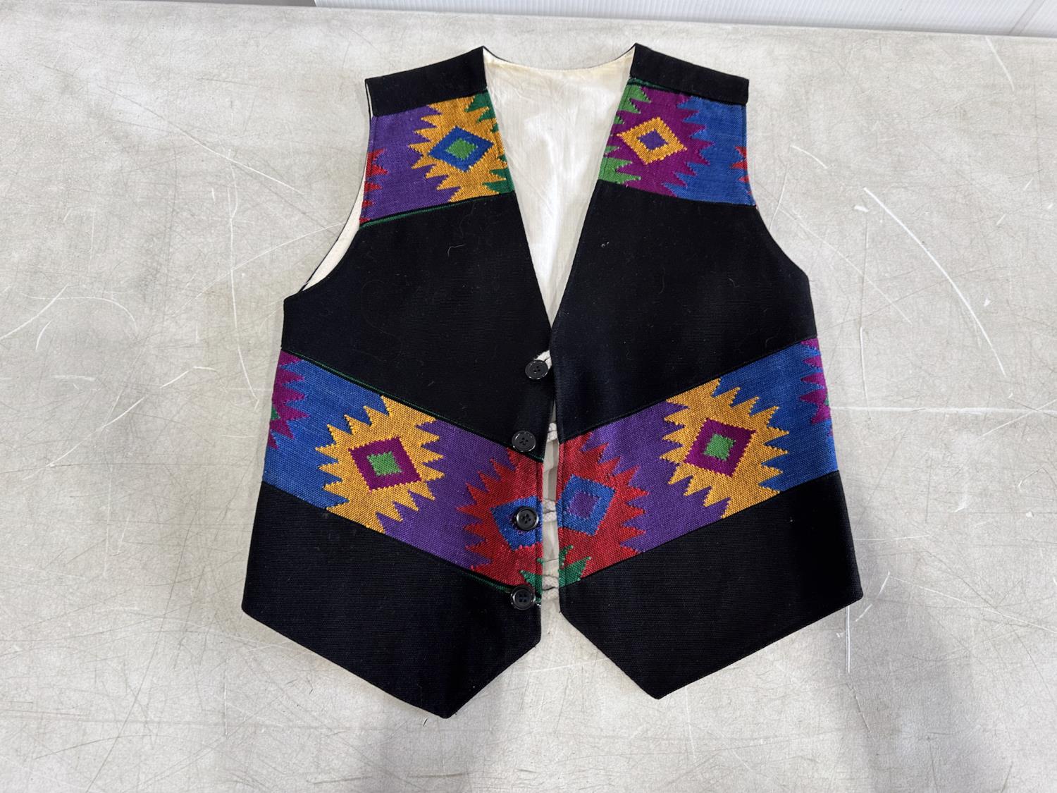 Indigenous Vest [24GG10030-002] | Team Auctions