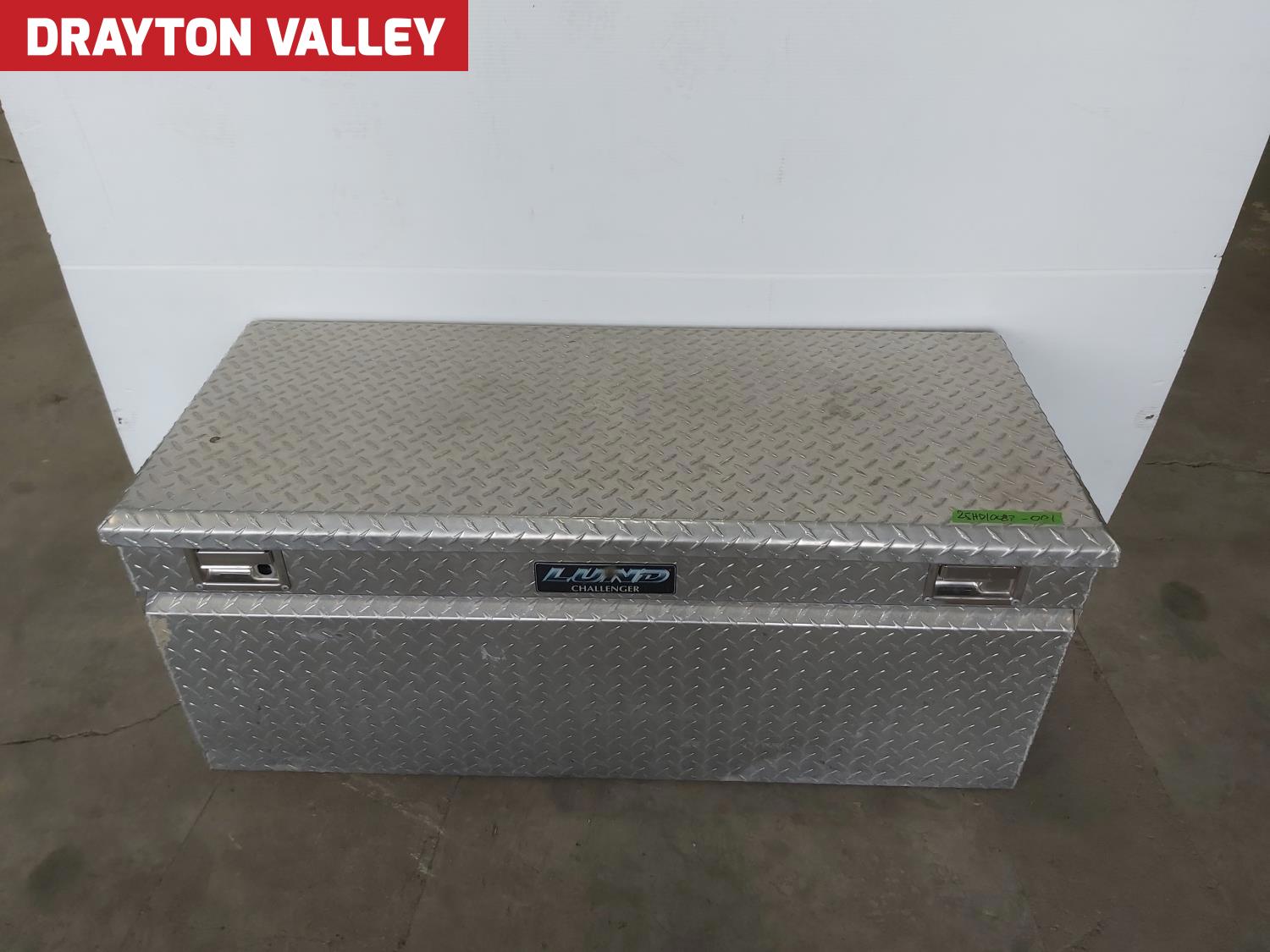 Lund Aluminum Truck Tool Box [25HD10087-001] | Team Auctions