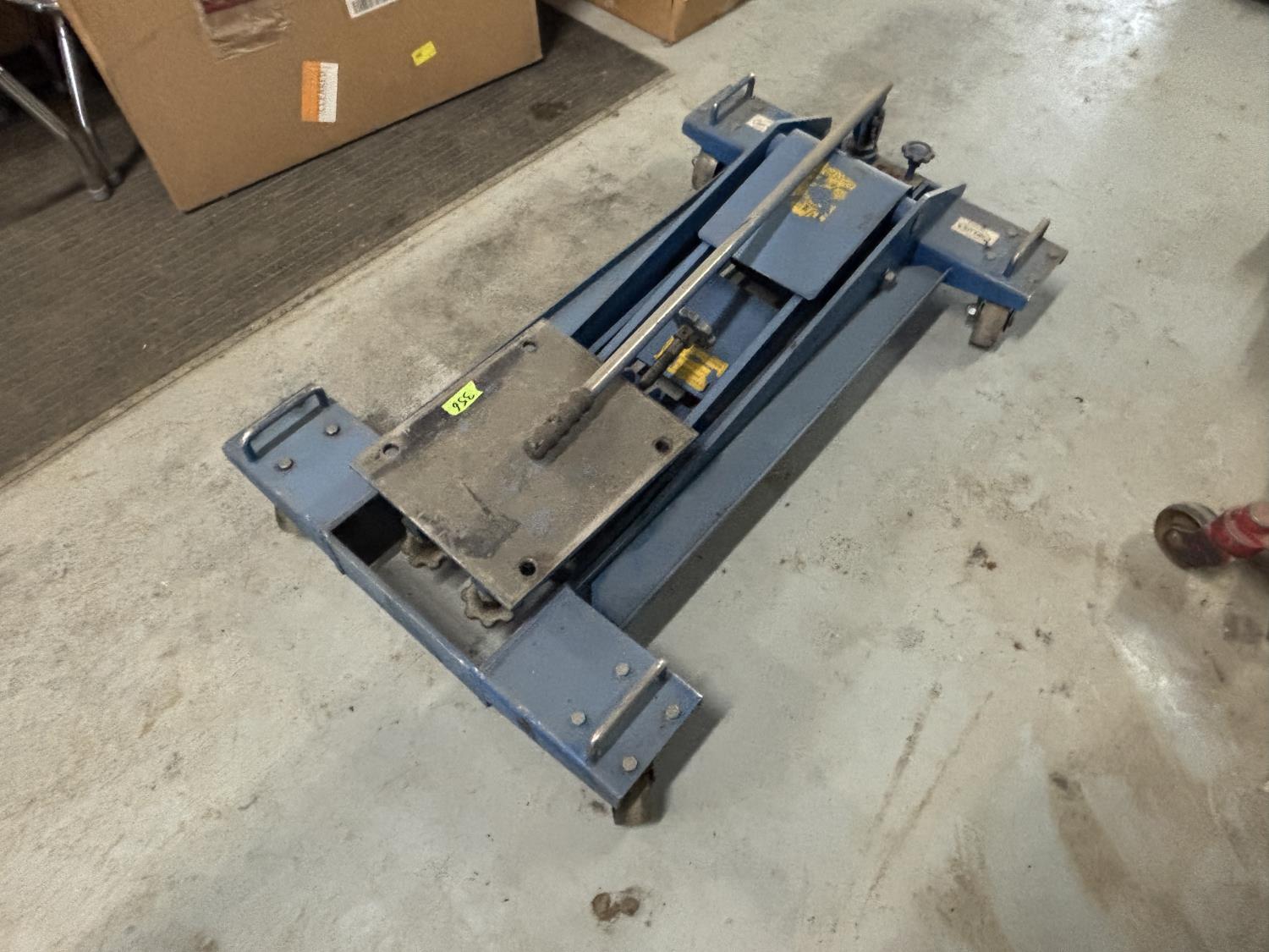 Princess Auto Transmission Floor Jack [25CI24009-356] | Team Auctions