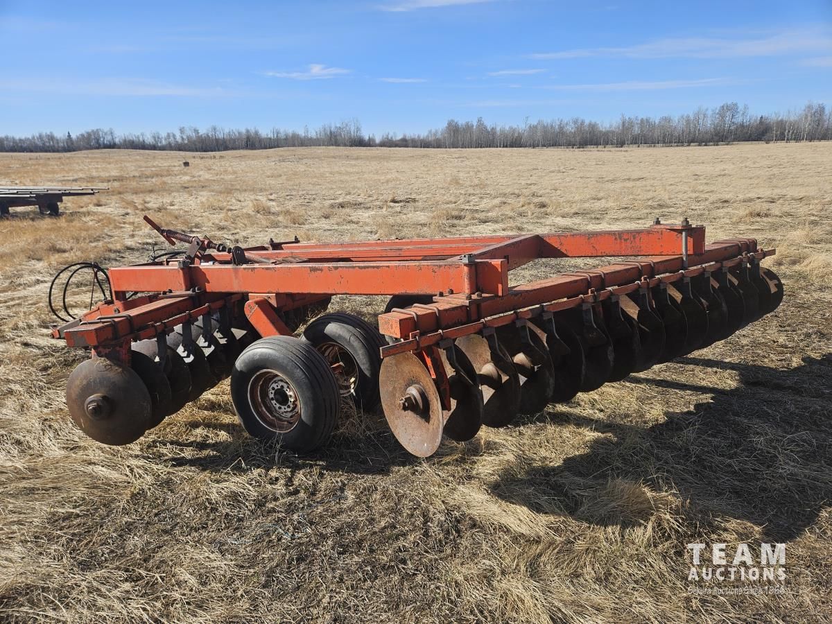 Case 12 Ft Offset Disc [24DL30001-133] | Team Auctions