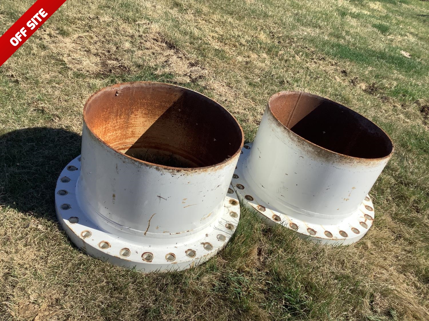 (2) 30 Inch Diameter Pipe Stands [24EH05016-009] | Team Auctions