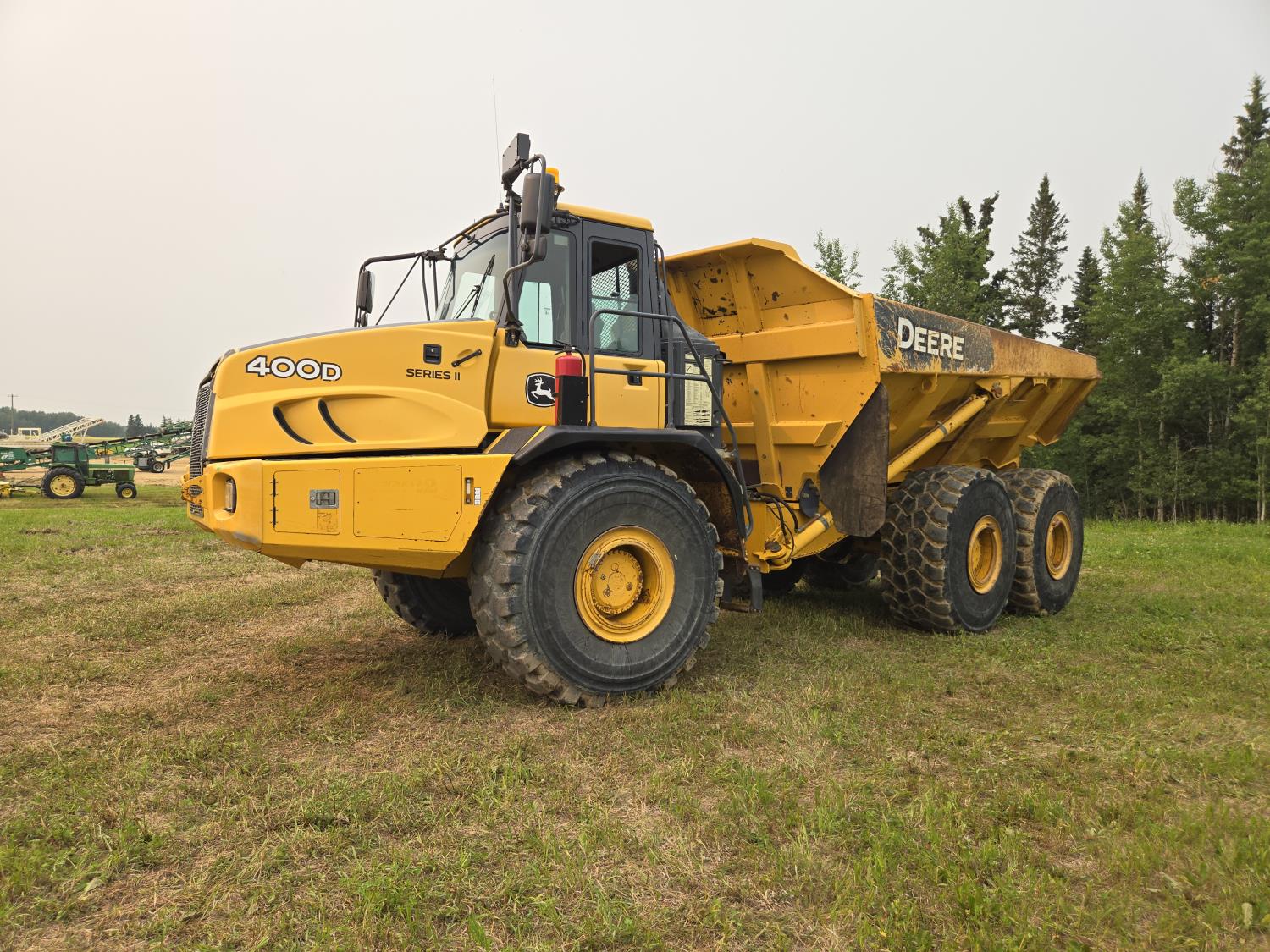 2011 John Deere 400D Series II Articulated Dump Truck [24HI11001-007 ...