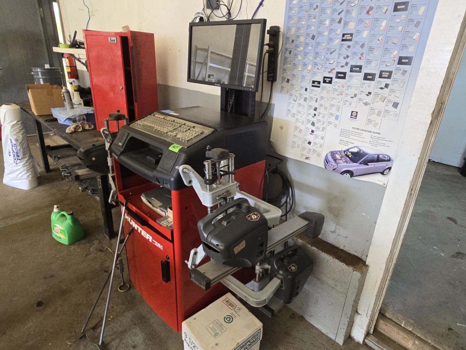 Hunter WA130 2.4XF Wheel Alignment Machine with DSP Heads [24JM37001 ...