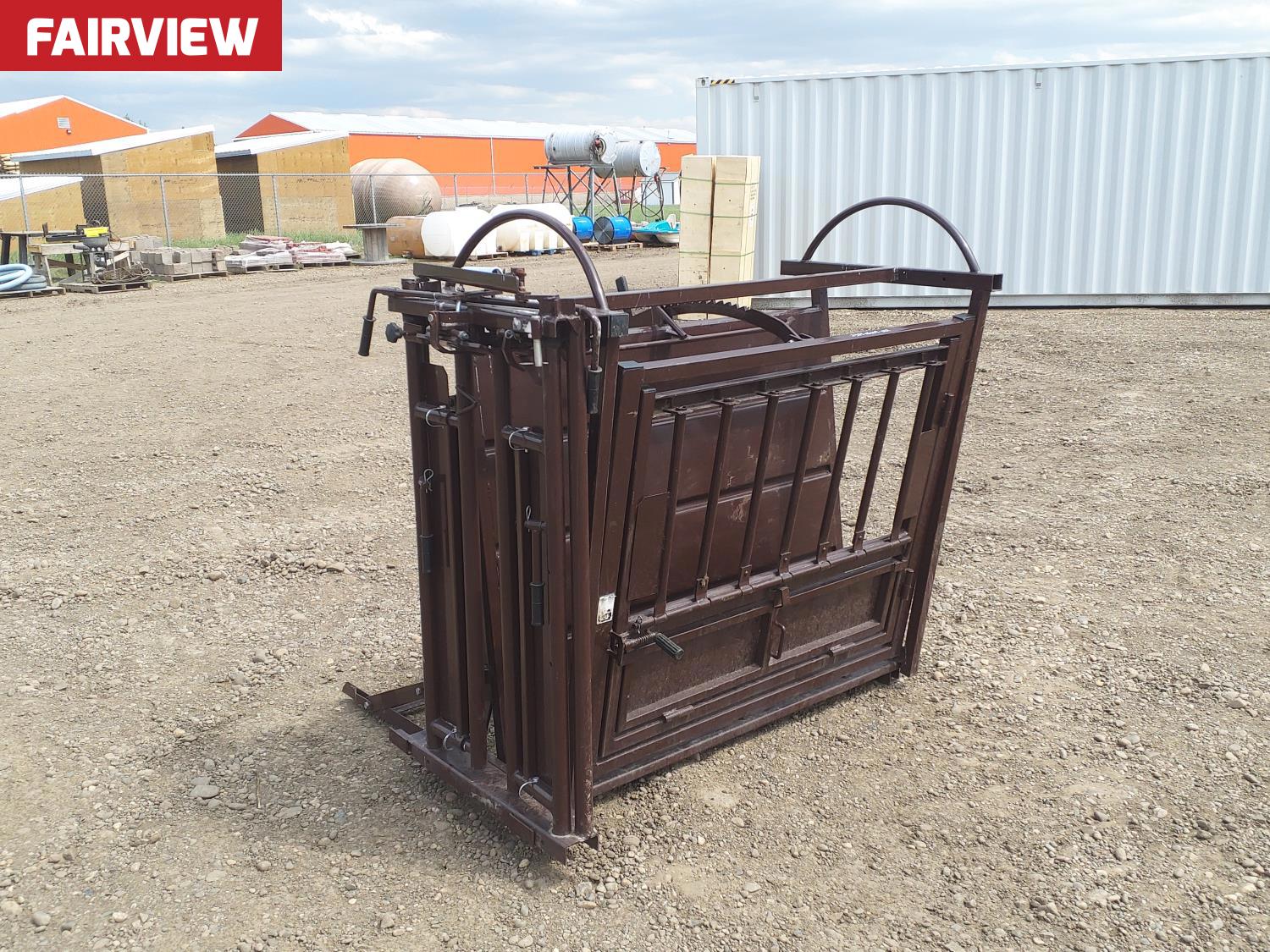 Calf Tipping Table [25FF06009-001] | Team Auctions