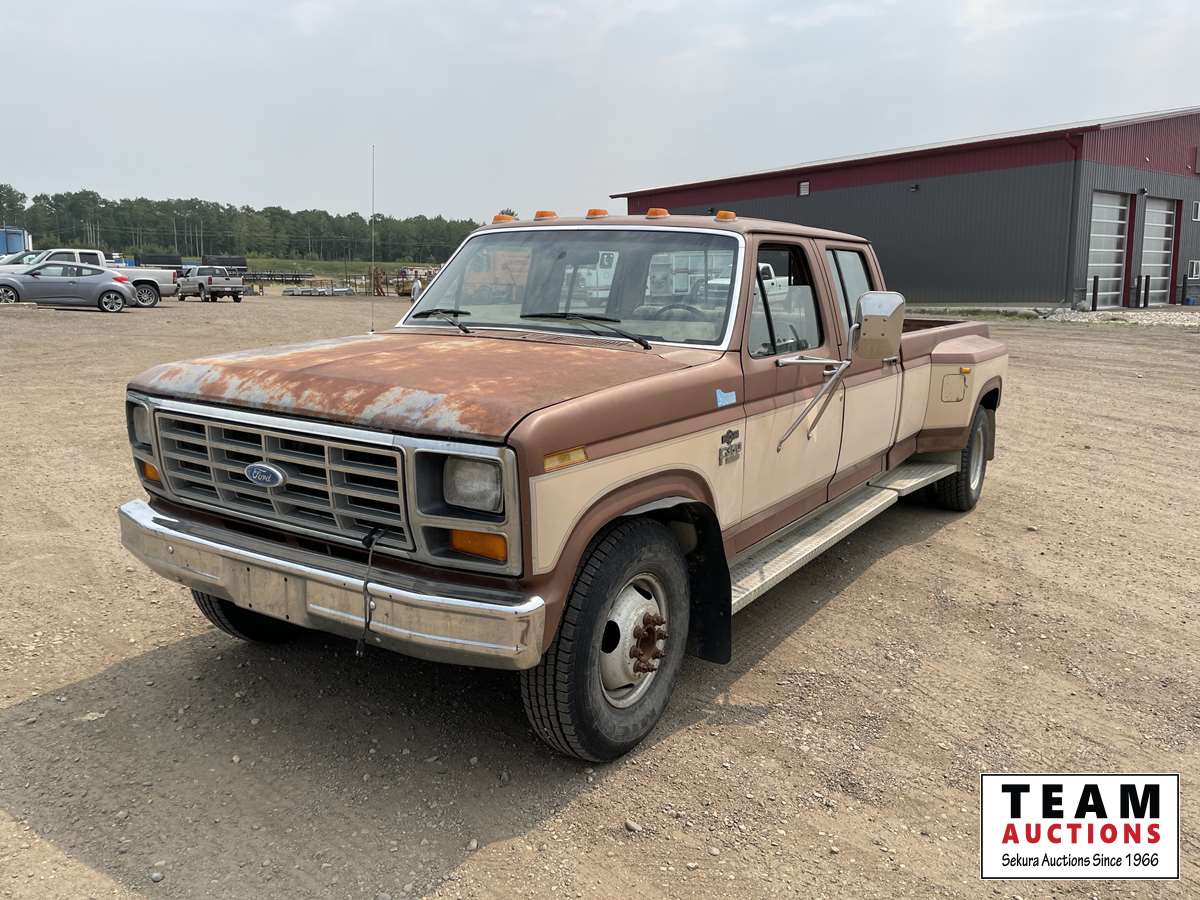 1986 Ford F350 XL Quad Cab Dually Pickup Truck [21HB0509-001] | Team ...