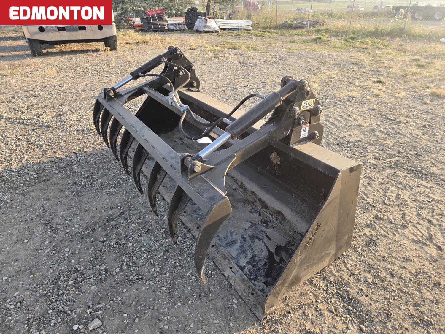 98 Inch HLA Grapple Smooth Bucket [25JC44002-003] | Team Auctions