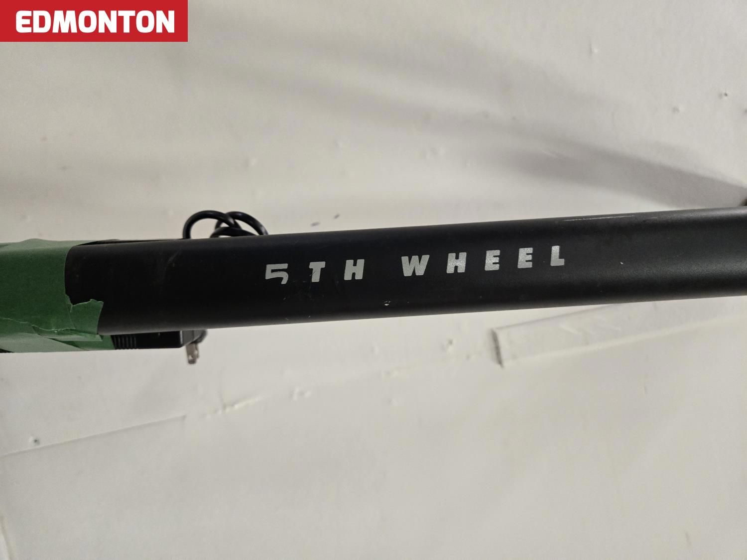 5TH Wheel Electric Scooter [26AA48004-013] | Team Auctions