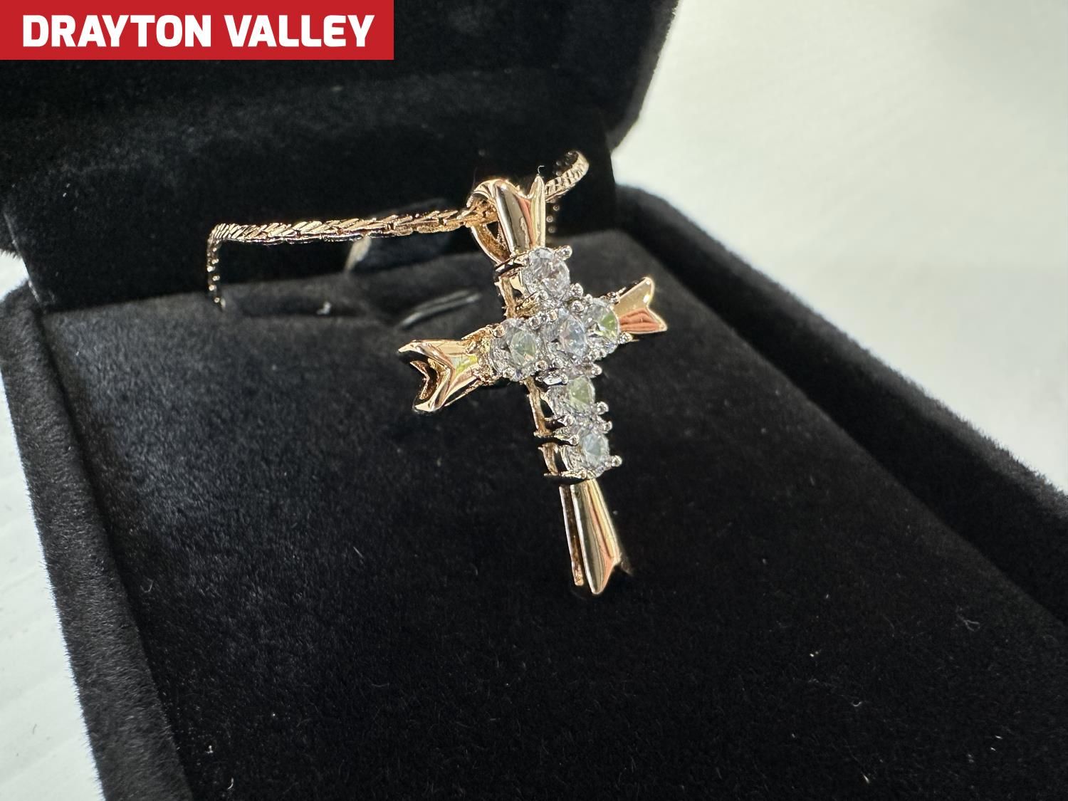 Smartlife 18K Gold Plated 26.0 mm Simulated Diamond (CZ) Cross Necklace ...