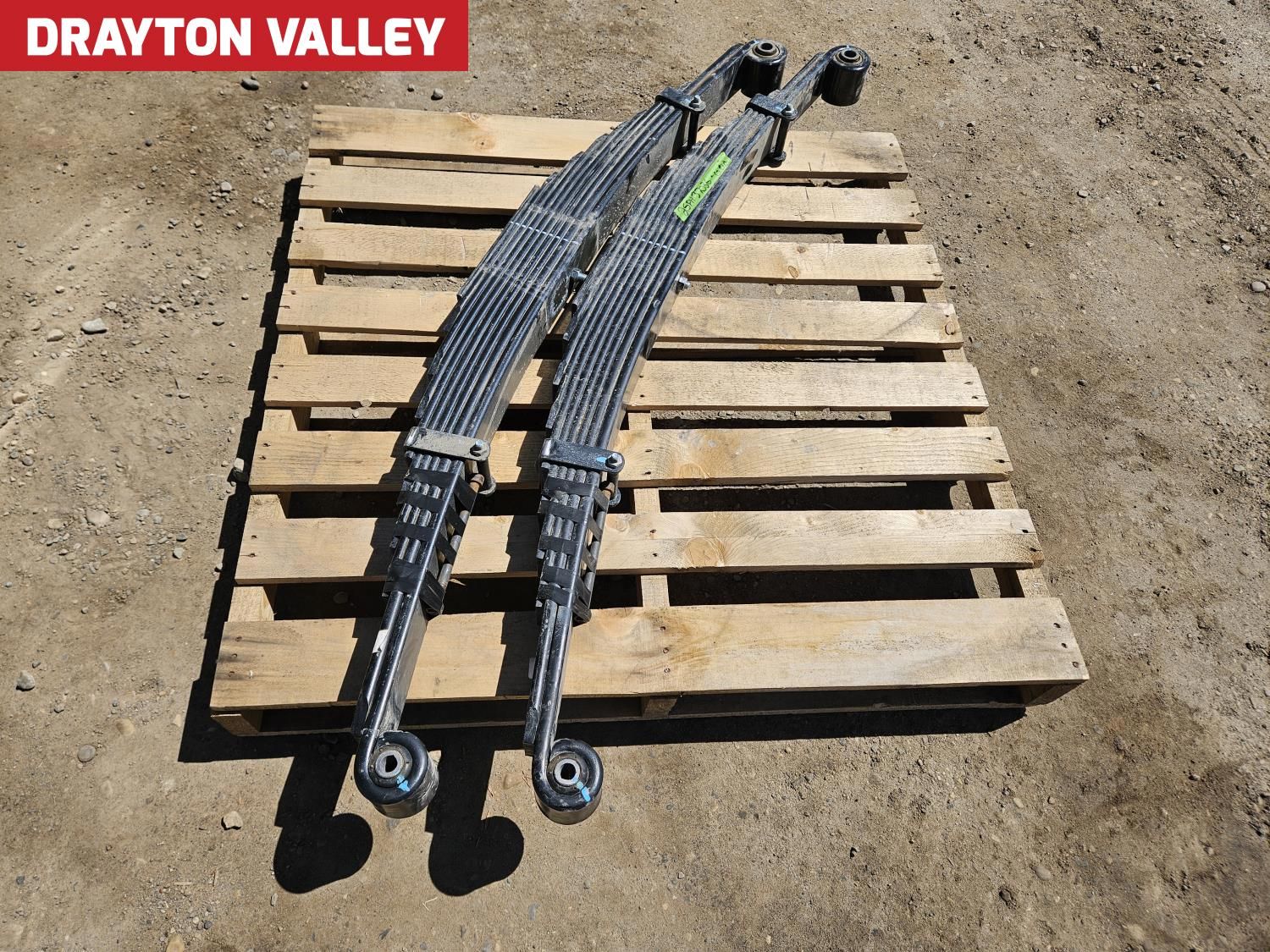 Ford F550 (2) Leaf Springs (Unused) [25FH37036-002] | Team Auctions