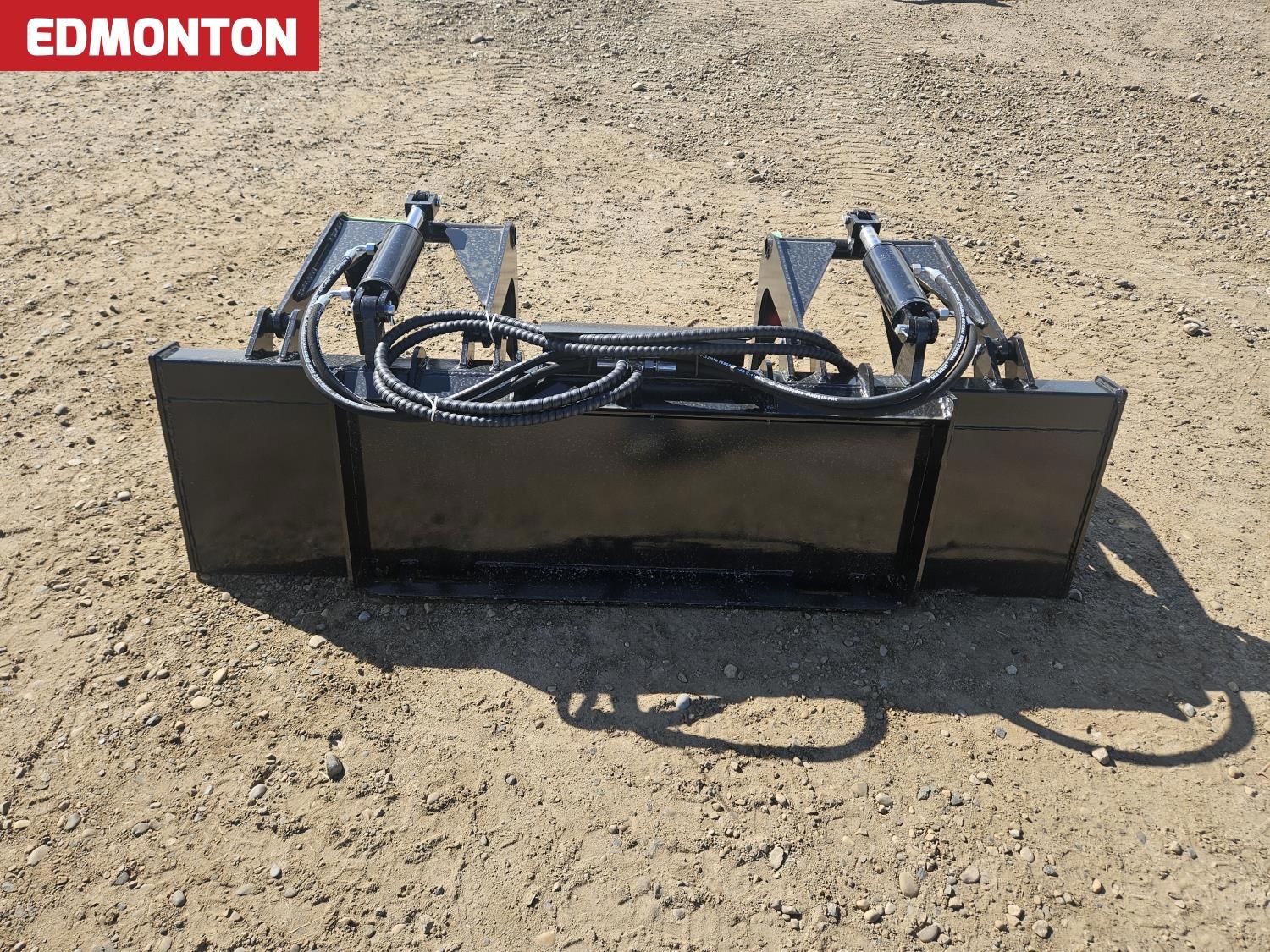 GIYI PG72C Plate Grabber Skid Steer Attachment (Unused) [25HC13794-027 ...