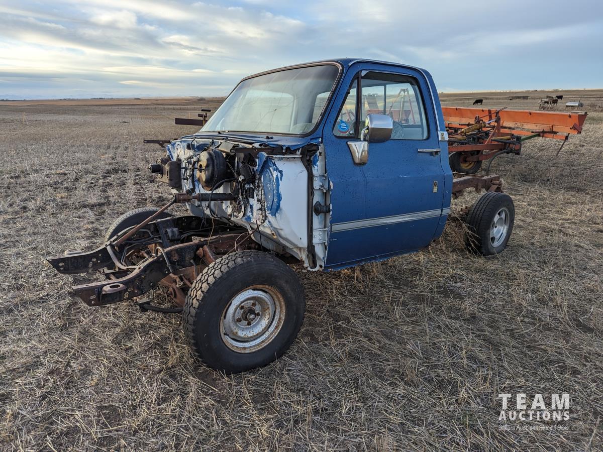 1986 Chevrolet 1500 Silverado 2WD Regular Cab Pickup Truck (Inoperable ...