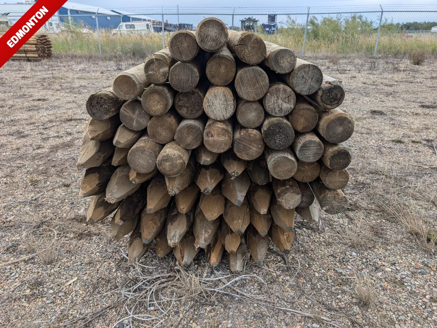 (70) 4-5 Inch X 8 Ft Treated Chiselled Posts [25BF10791-010] | Team ...