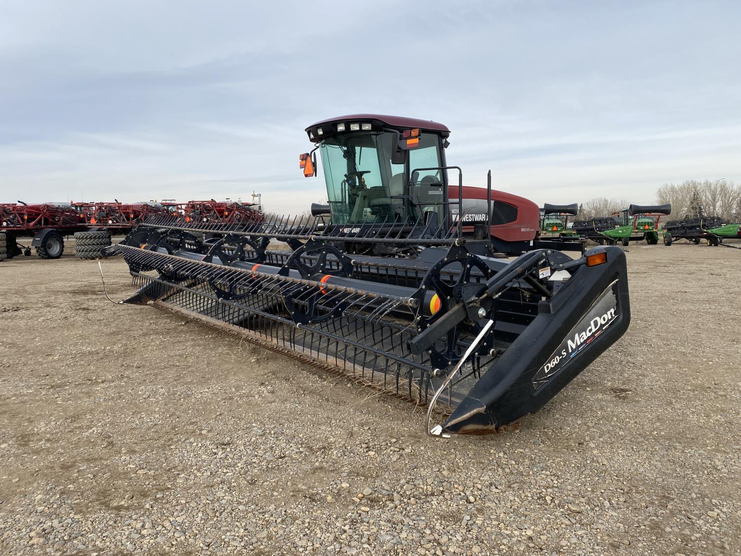 2009 MacDon Westward M200 30 Ft Swather [25CA02034-004] | Team Auctions