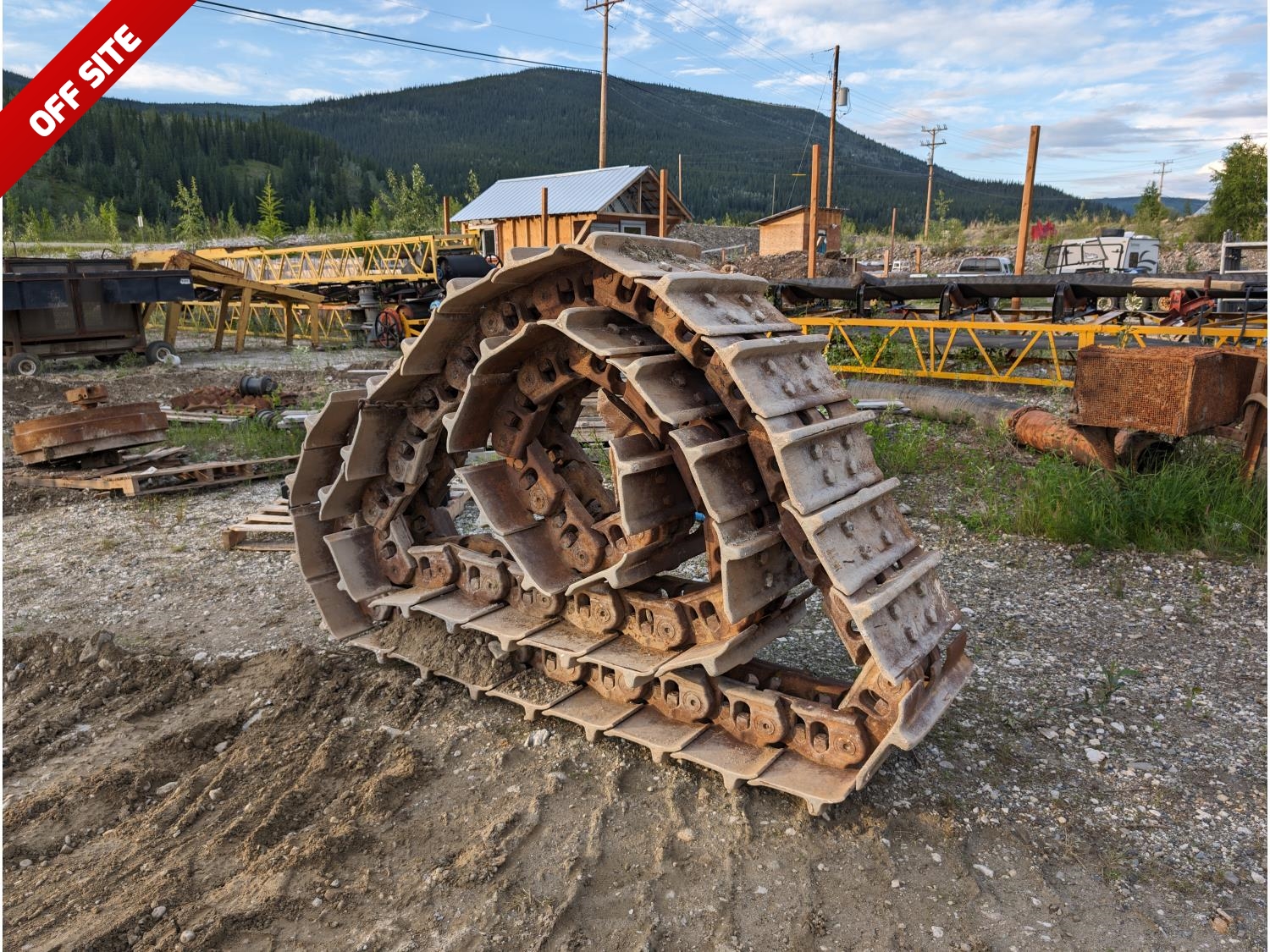 Undercarriage Track System [24FM03002-093] | Team Auctions