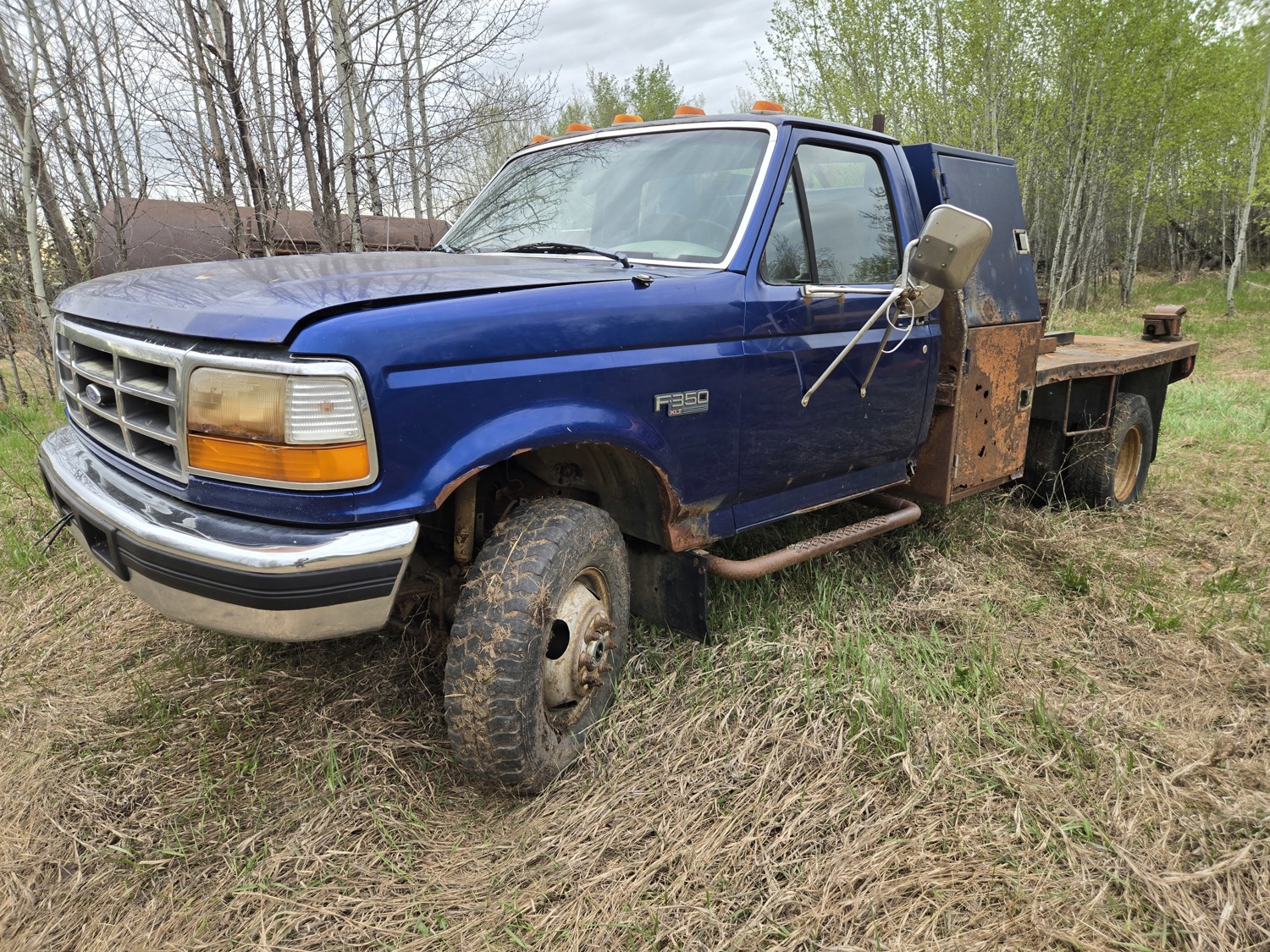 1997 Ford F350 4X4 Regular Cab Dually Flatbed Pickup Truck (Inoperable ...