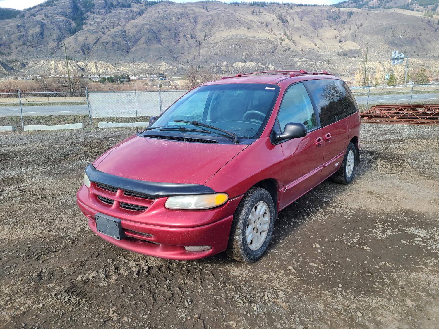 1996 DODGE CARAVAN SE 2WD Minivan [25DA10021-001] | Team Auctions