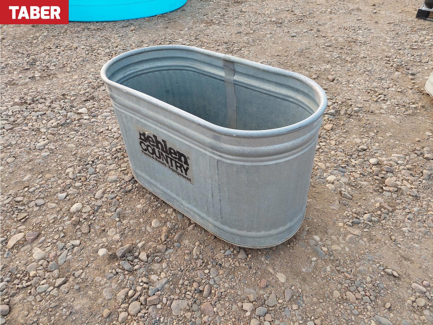 Behlen Country Water Trough [25IH02070-004] | Team Auctions