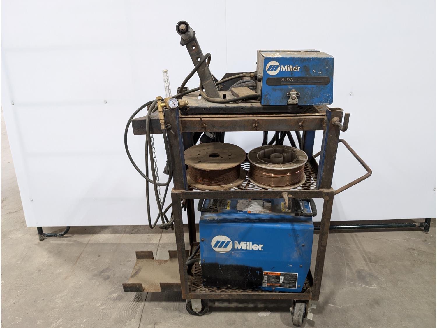 Miller XMT Welder On Wheeled Cart [24JE37079-001] | Team Auctions