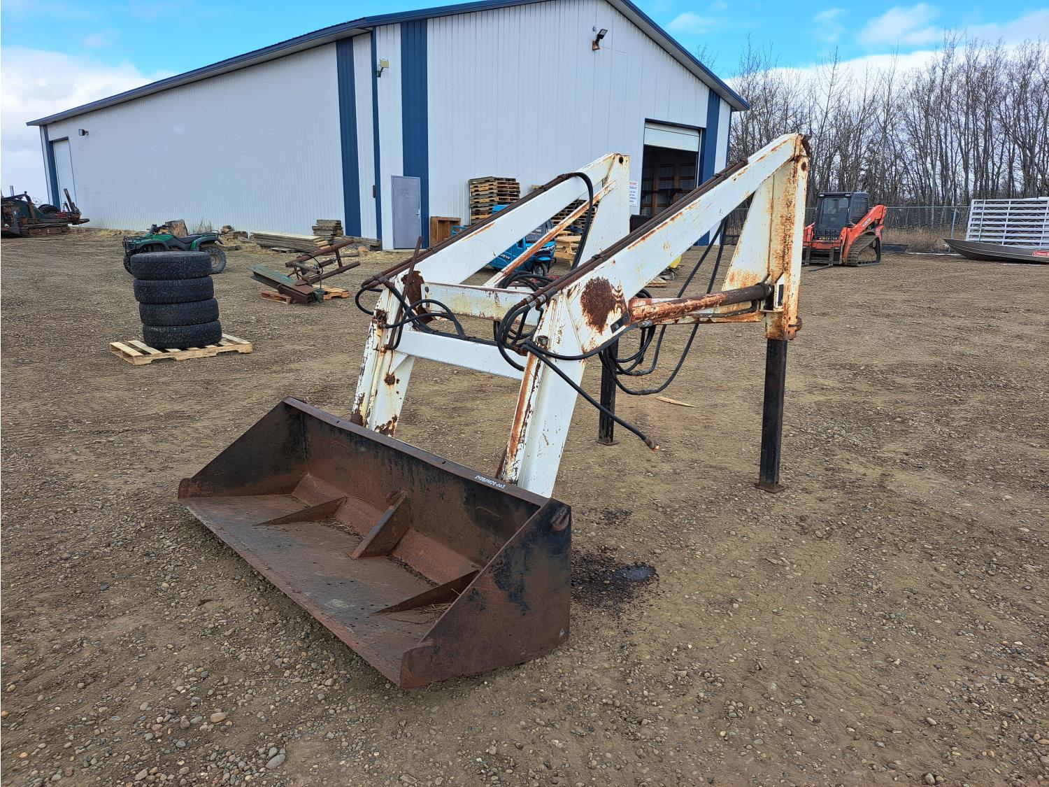 Boss Front End Loader with 84 Inch Bucket and Bale Forks [24DB07028-003 ...