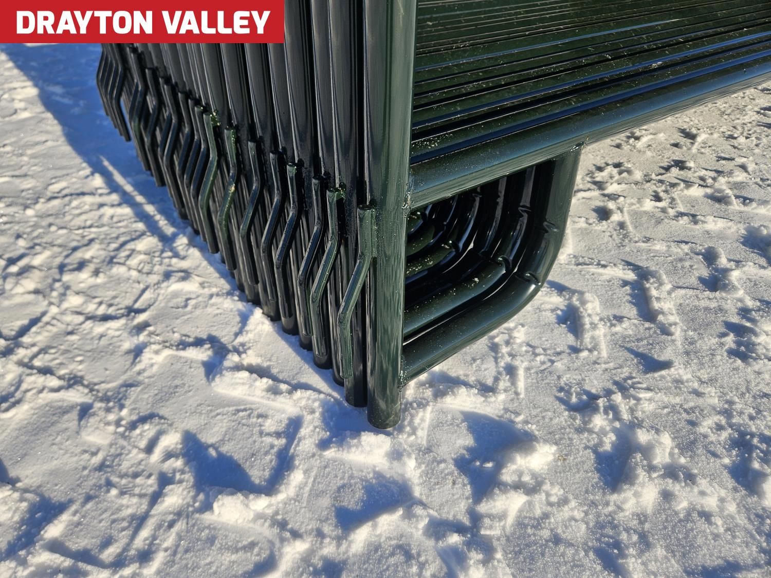 (24) 12 Ft Medium Duty 5 Bar Panels (Unused) [26AB10998-002] | Team ...