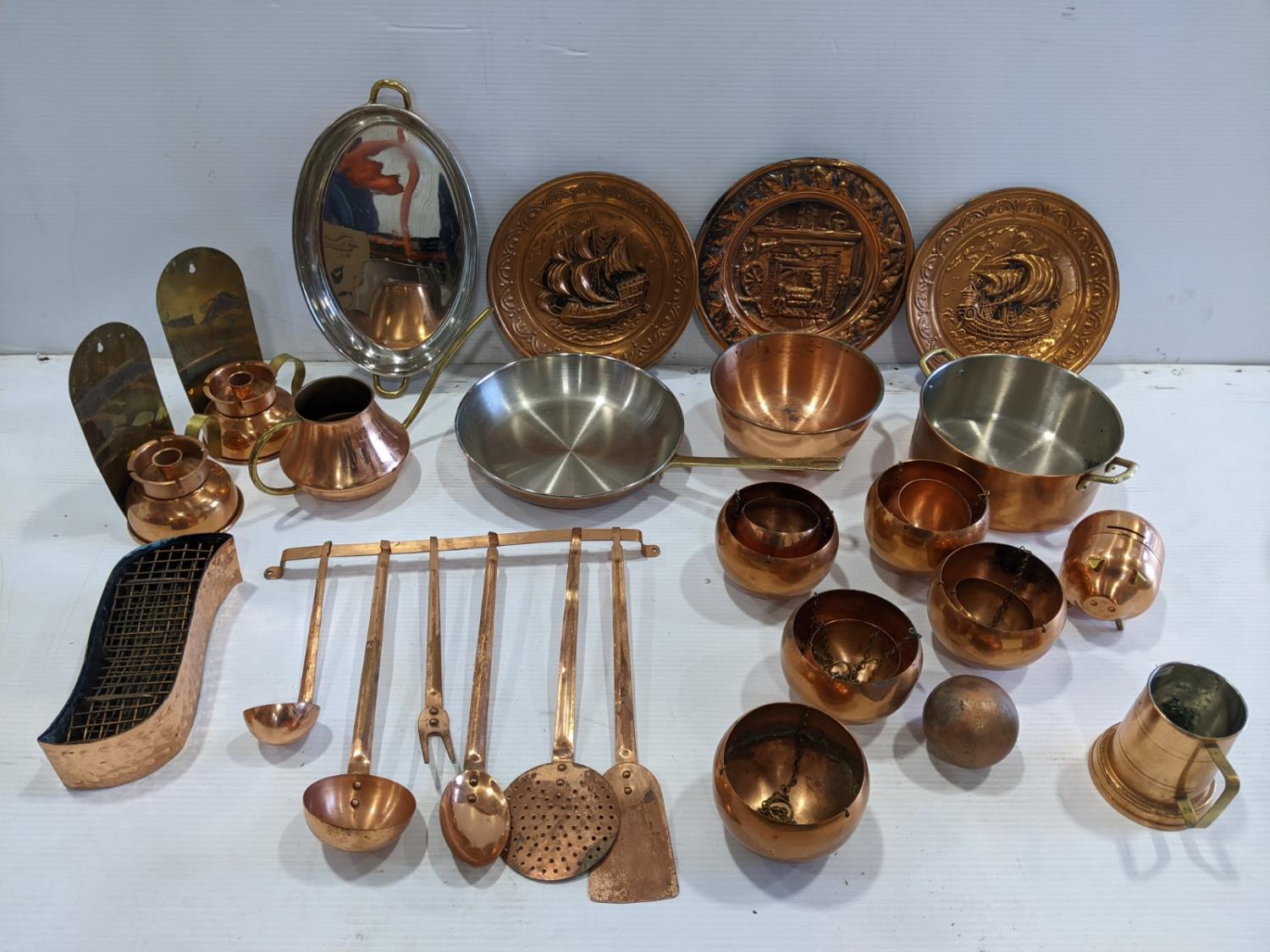 Qty of Vintage Copper Items [24FE10003-001] | Team Auctions