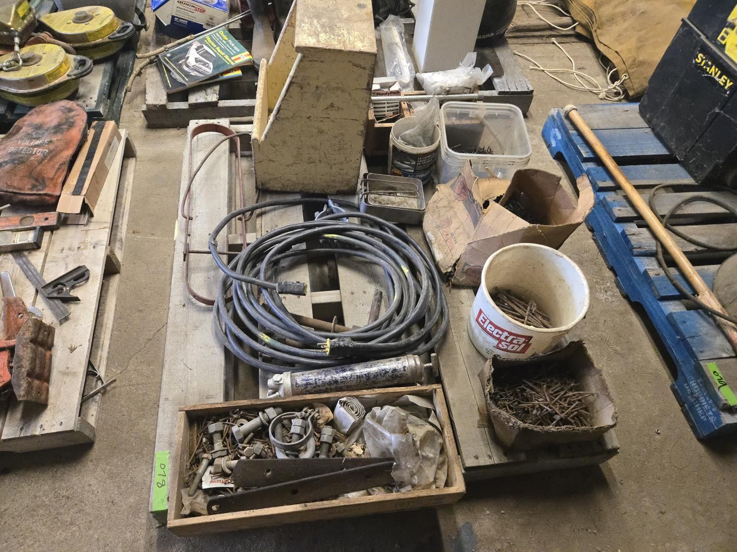 Misc Hardware, Electrical Cable & Step Box with Some Chain [24IM37001 ...