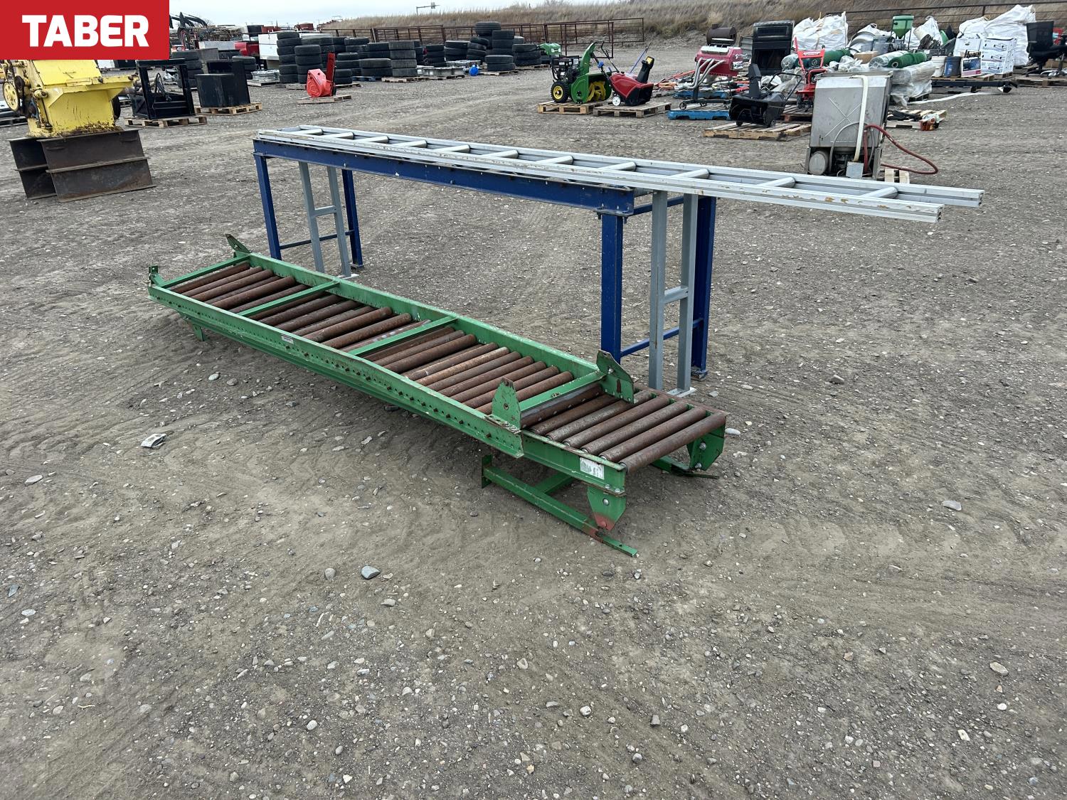 Qty of (2) Roller Tables [25KJ02081-006] | Team Auctions