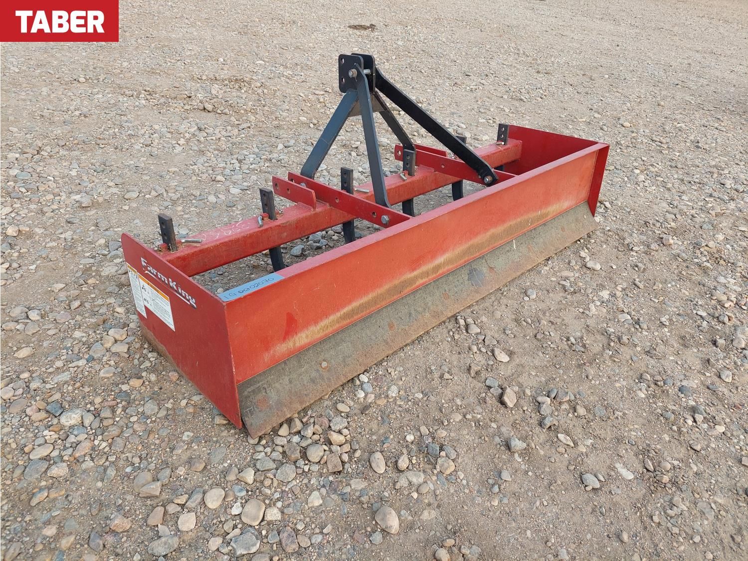 Farm King 84 Inch 3 PT Hitch Box Scraper [25IG02070-001] | Team Auctions