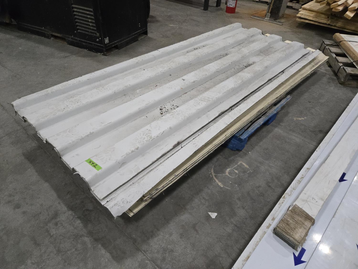 (20±) 44 Inch X 9 Ft Corrugated Shipping Container Metal Siding ...