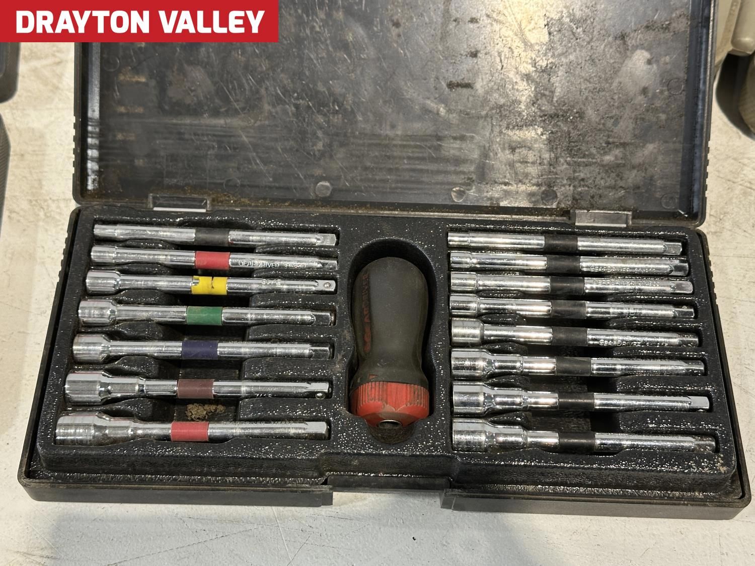 Assorted Tool Sets [25JD05039-031] | Team Auctions
