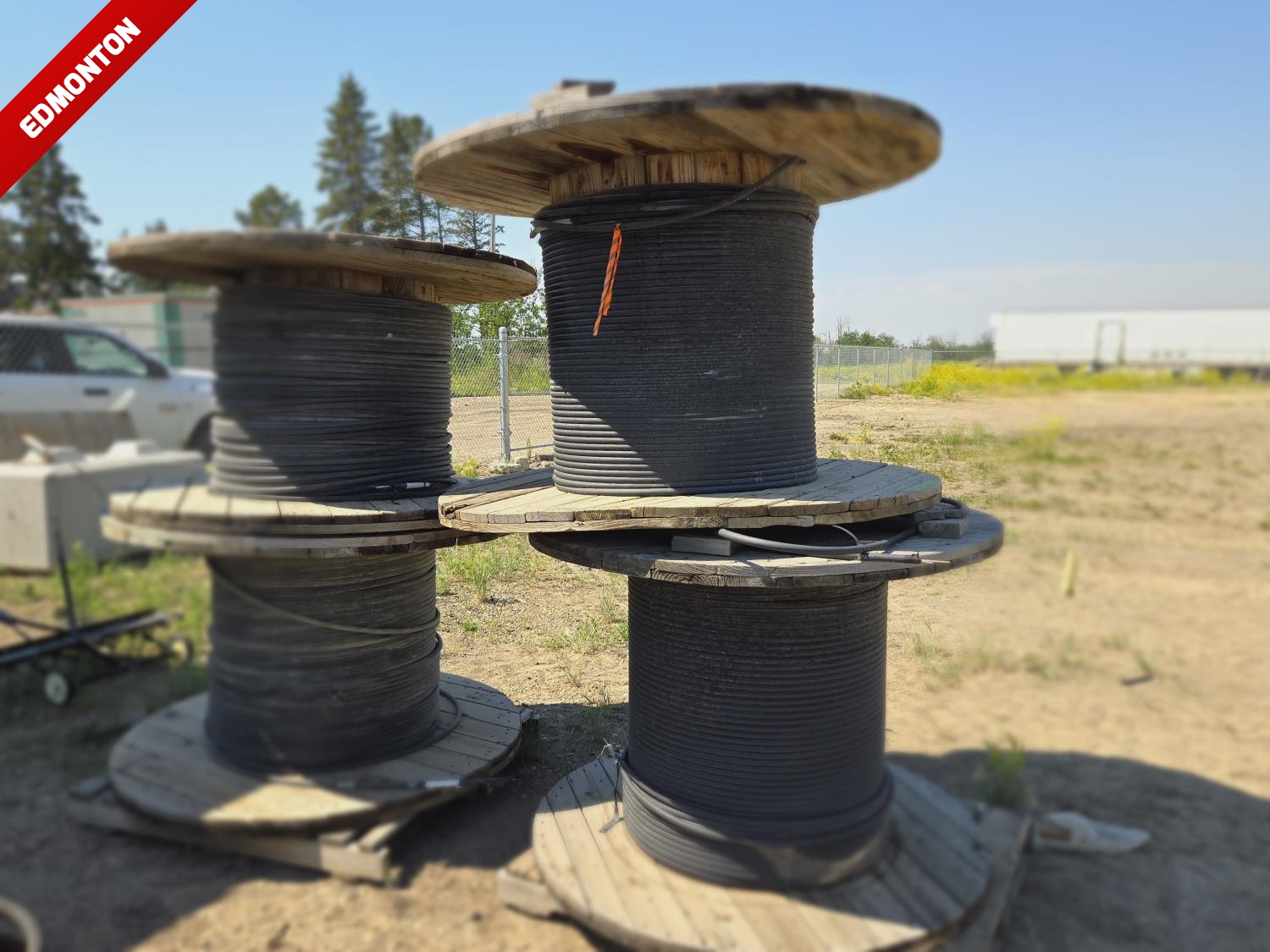 (4) Wooden Spools with Corning Cable Optical Cable [24HE10002-009 ...