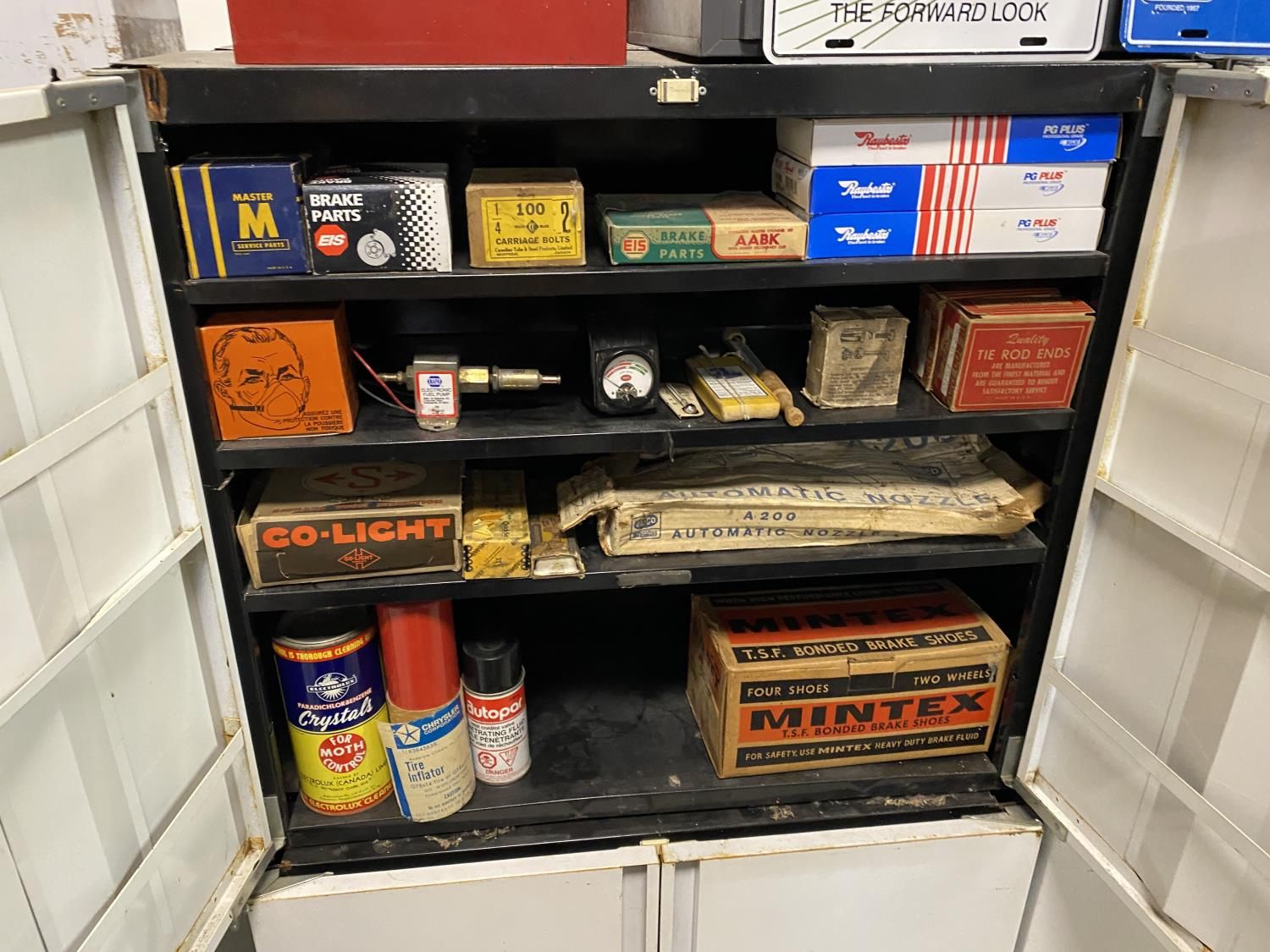 Qty of Misc Automotive Parts and Supplies [25IP02017-715] | Team Auctions