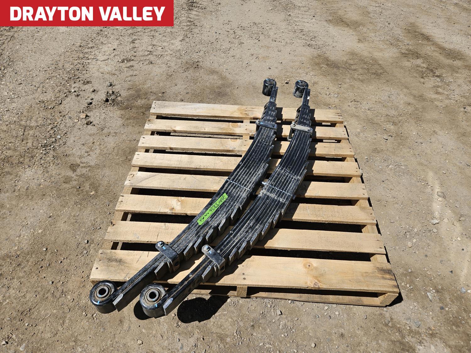 Ford F550 (2) Leaf Springs (Unused) [25FH37036-002] | Team Auctions
