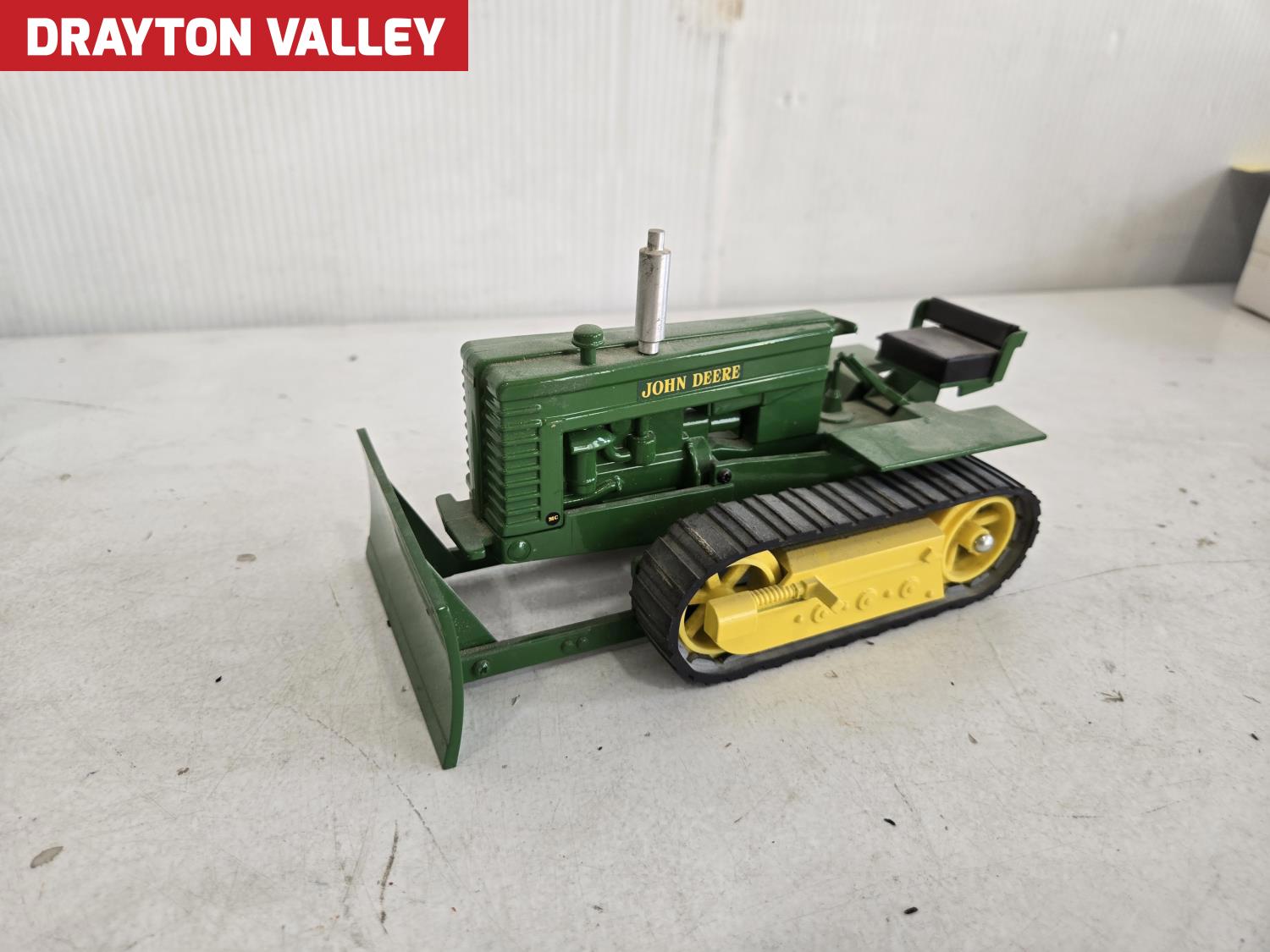John Deere MC Crawler Dozer [25IS05001-166] | Team Auctions
