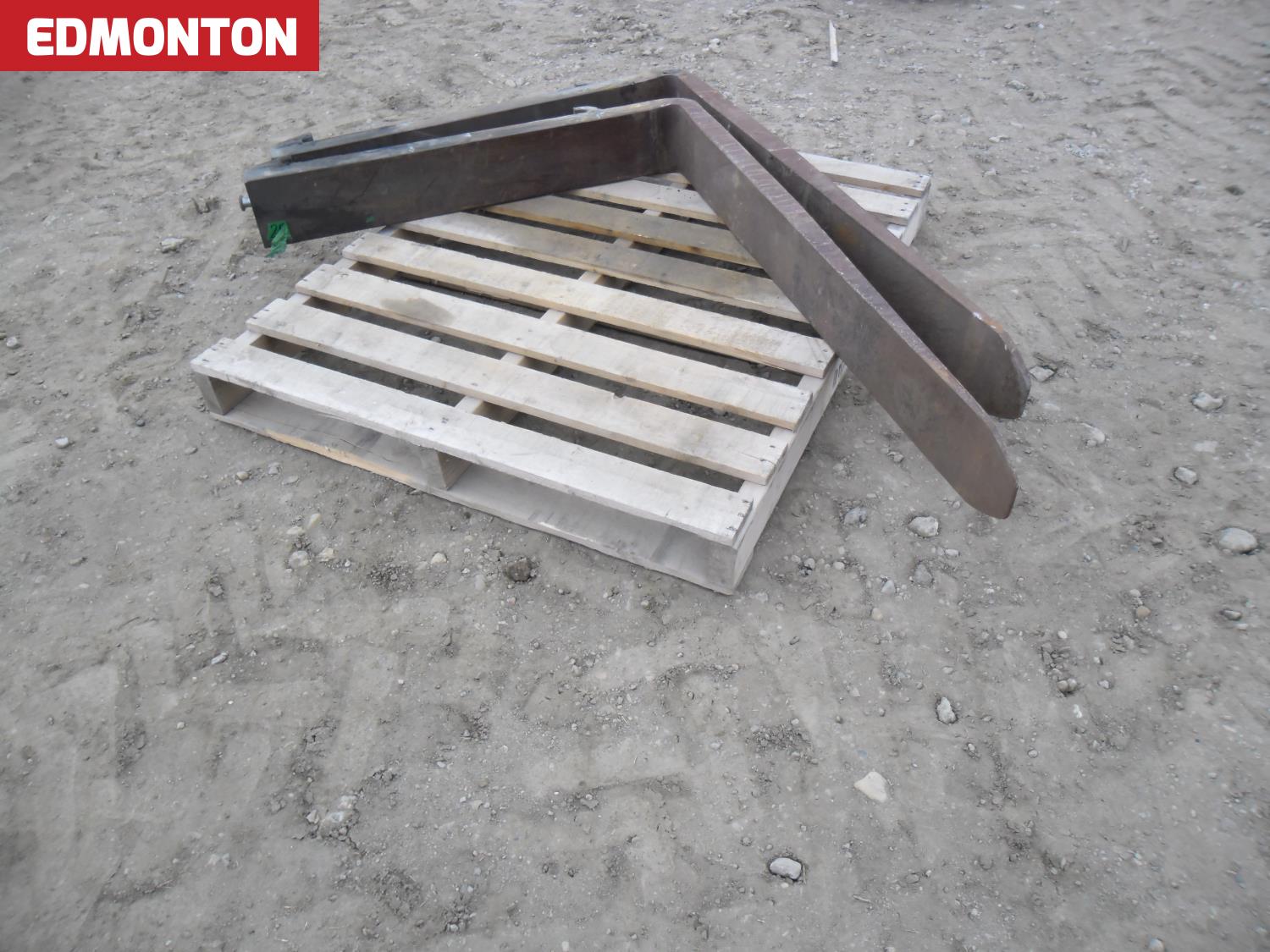 (2) 48 Inch Pallet Fork Tines [25LB48001-010] | Team Auctions