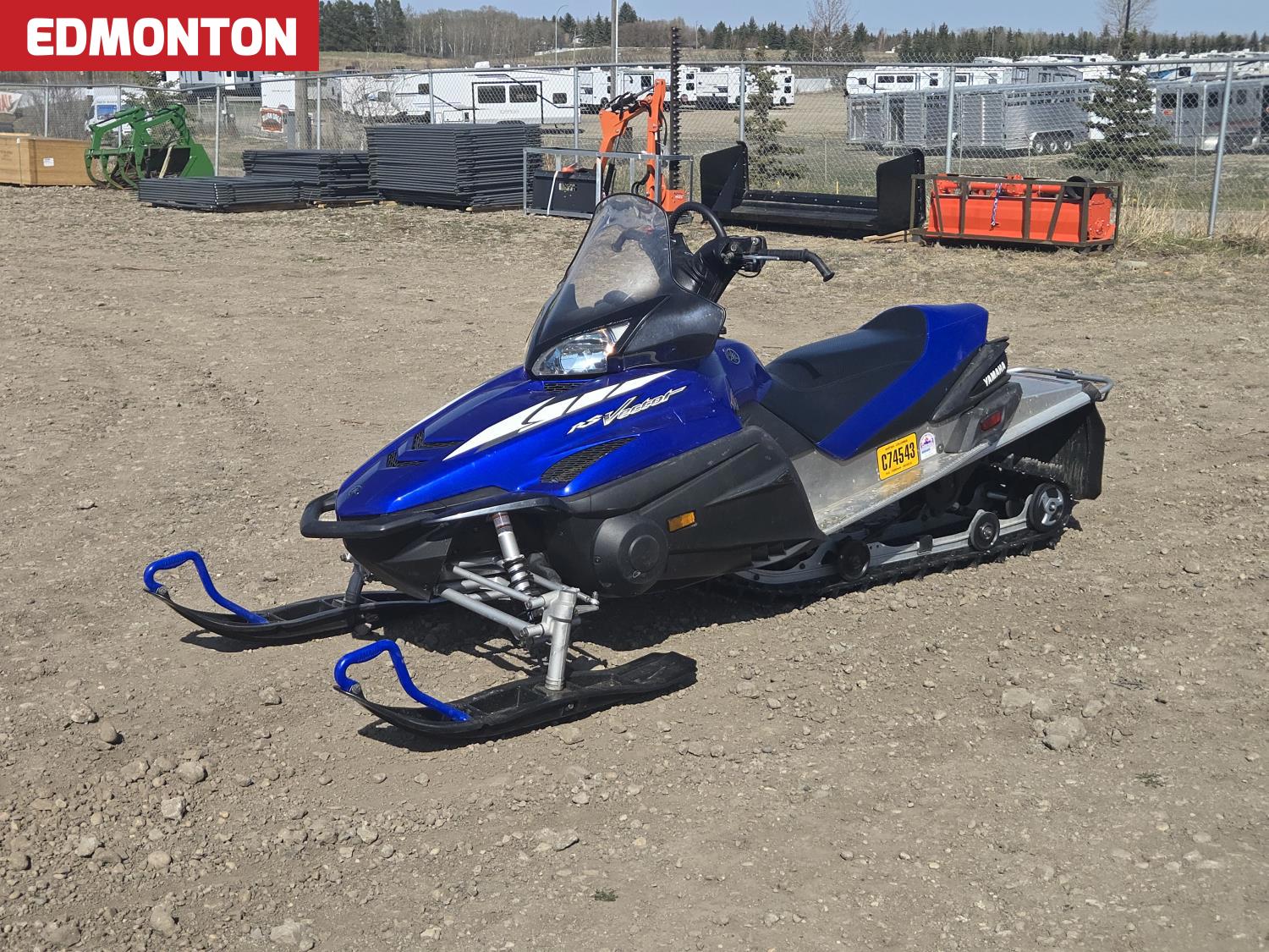 2005 Yamaha RS Vector Snowmobile [25EB44003-002] | Team Auctions
