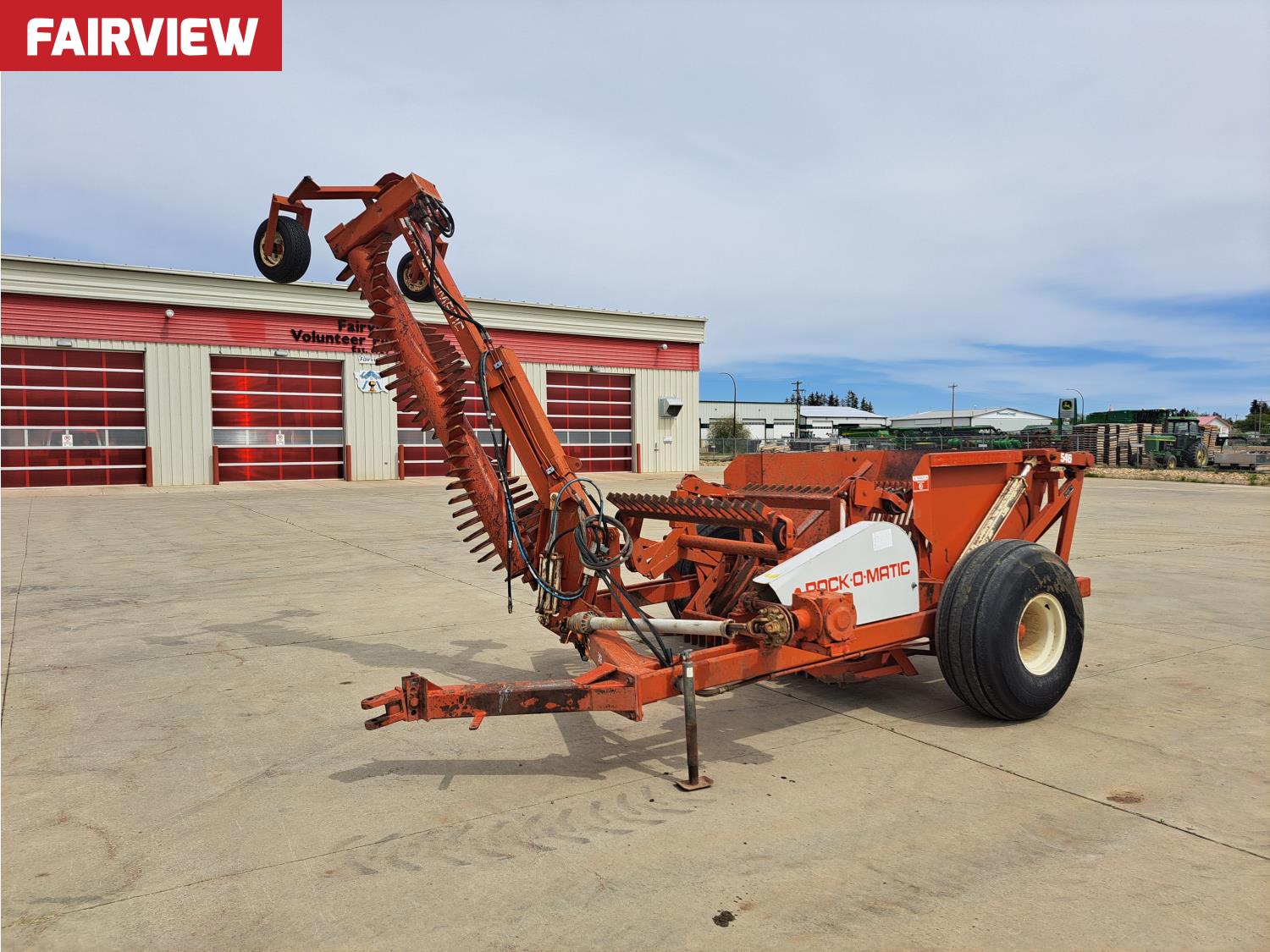 Rock-O-Matic 546 Rock Picker with Side Rake [25FF07024-019] | Team Auctions