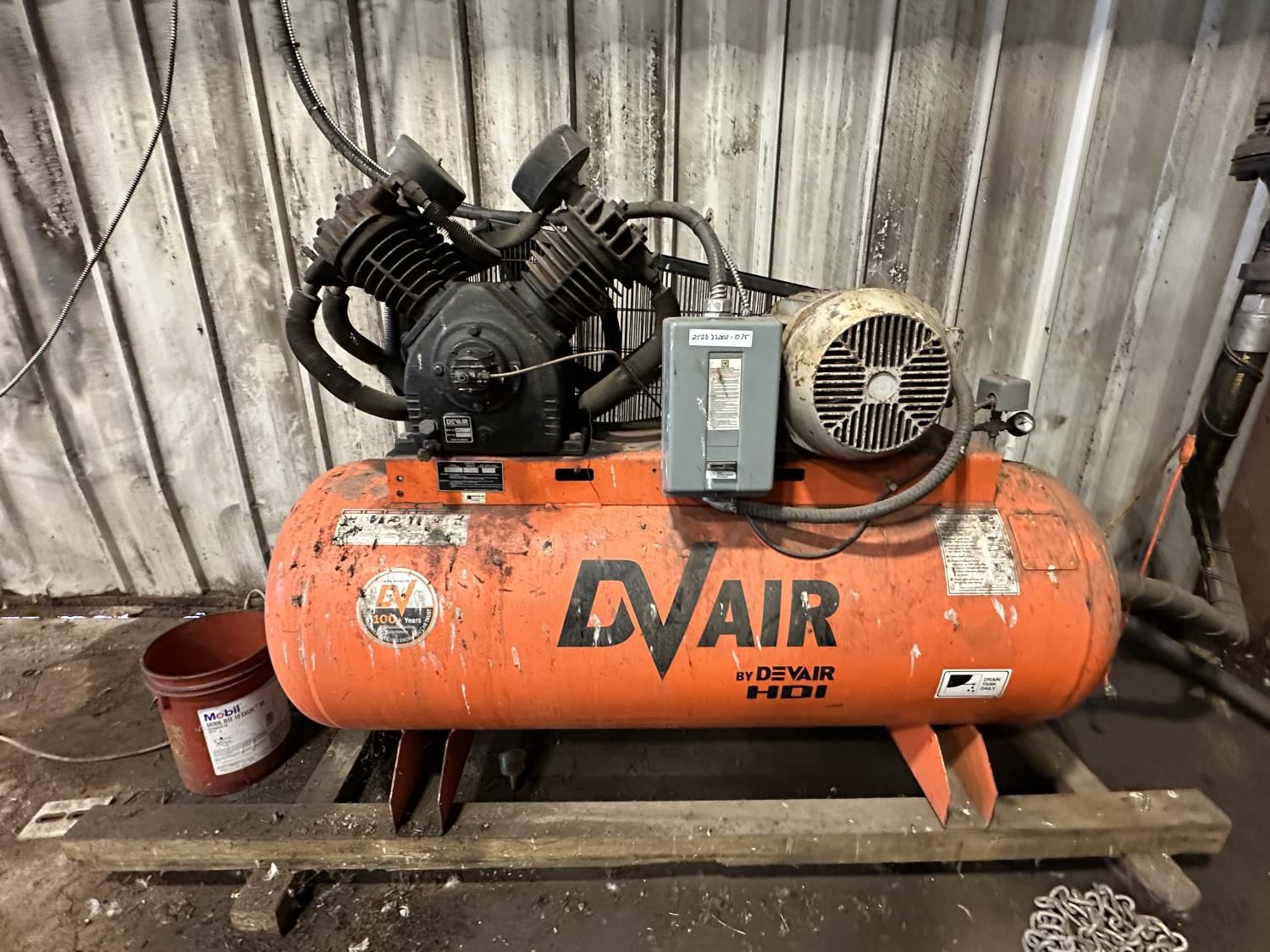 Devair 447 VAV-5062 120 Gallon Air Compressor [25CG32003-035] | Team ...