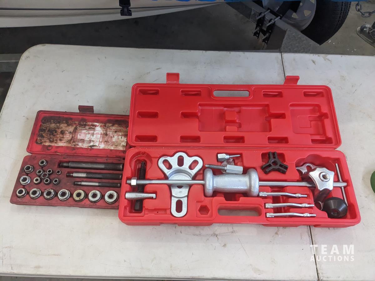 Slide Hammer (Unused) & Mac Tools Bushing Driver Set [23DE04003-008 ...