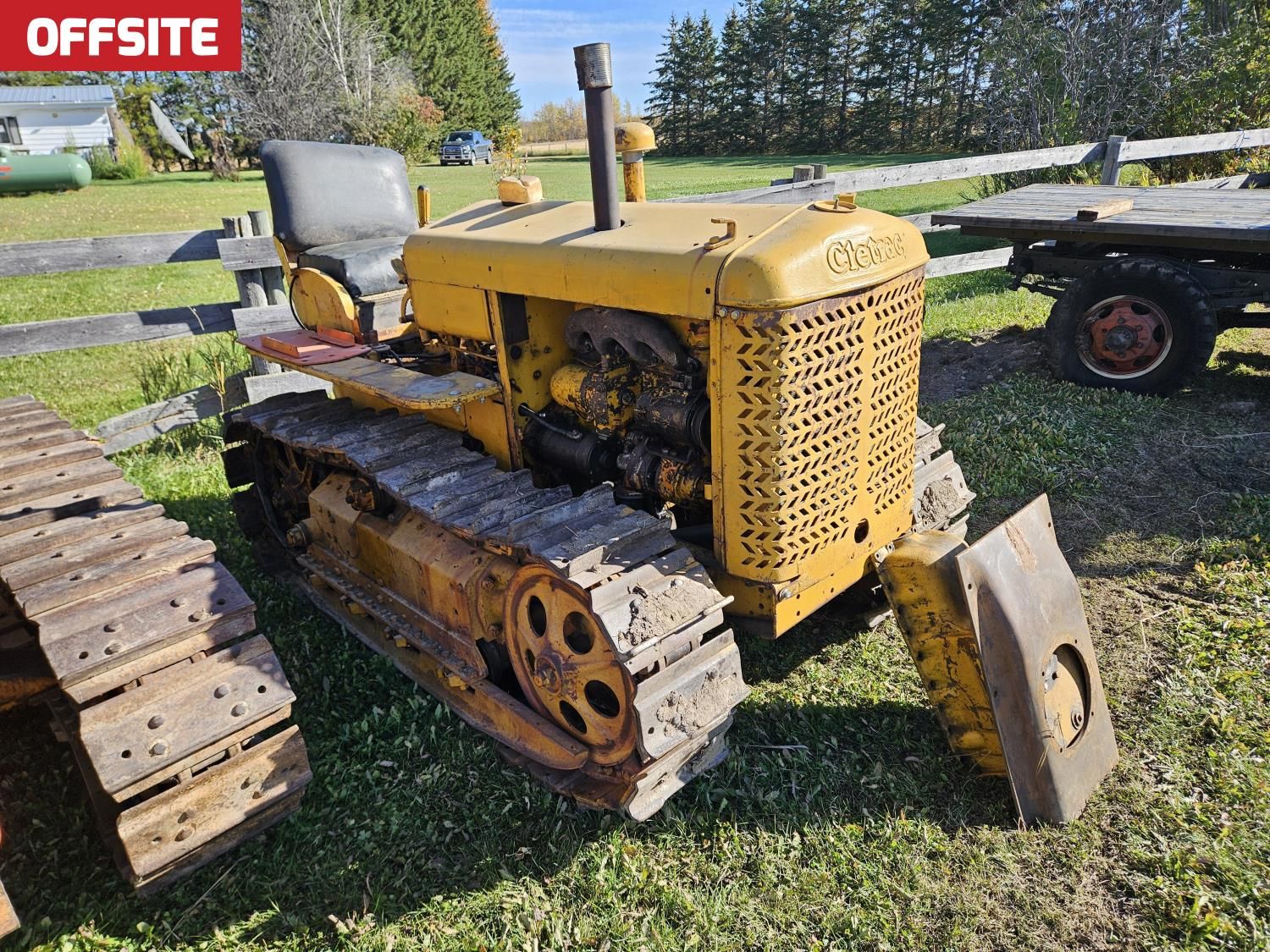 Cletrac AD Crawler (Inoperable) [25LB10001-004] | Team Auctions