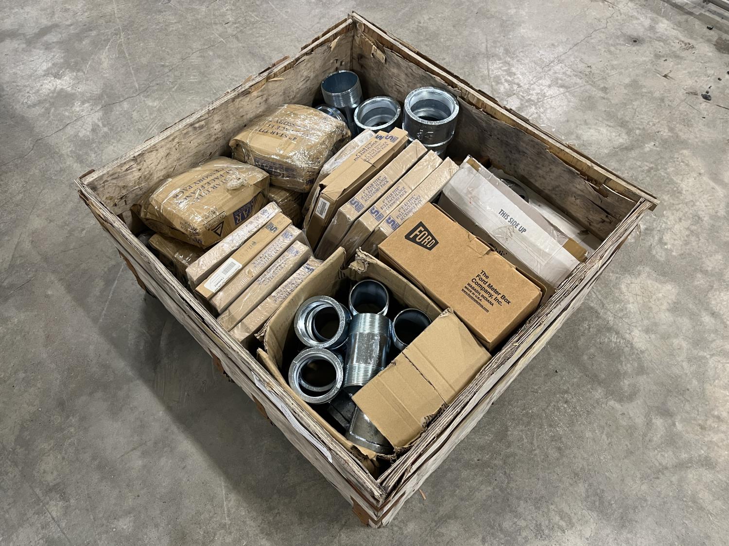 Assorted Flanges, Gaskets, Accessory Packs (Unused) [25DJ32998-233 ...