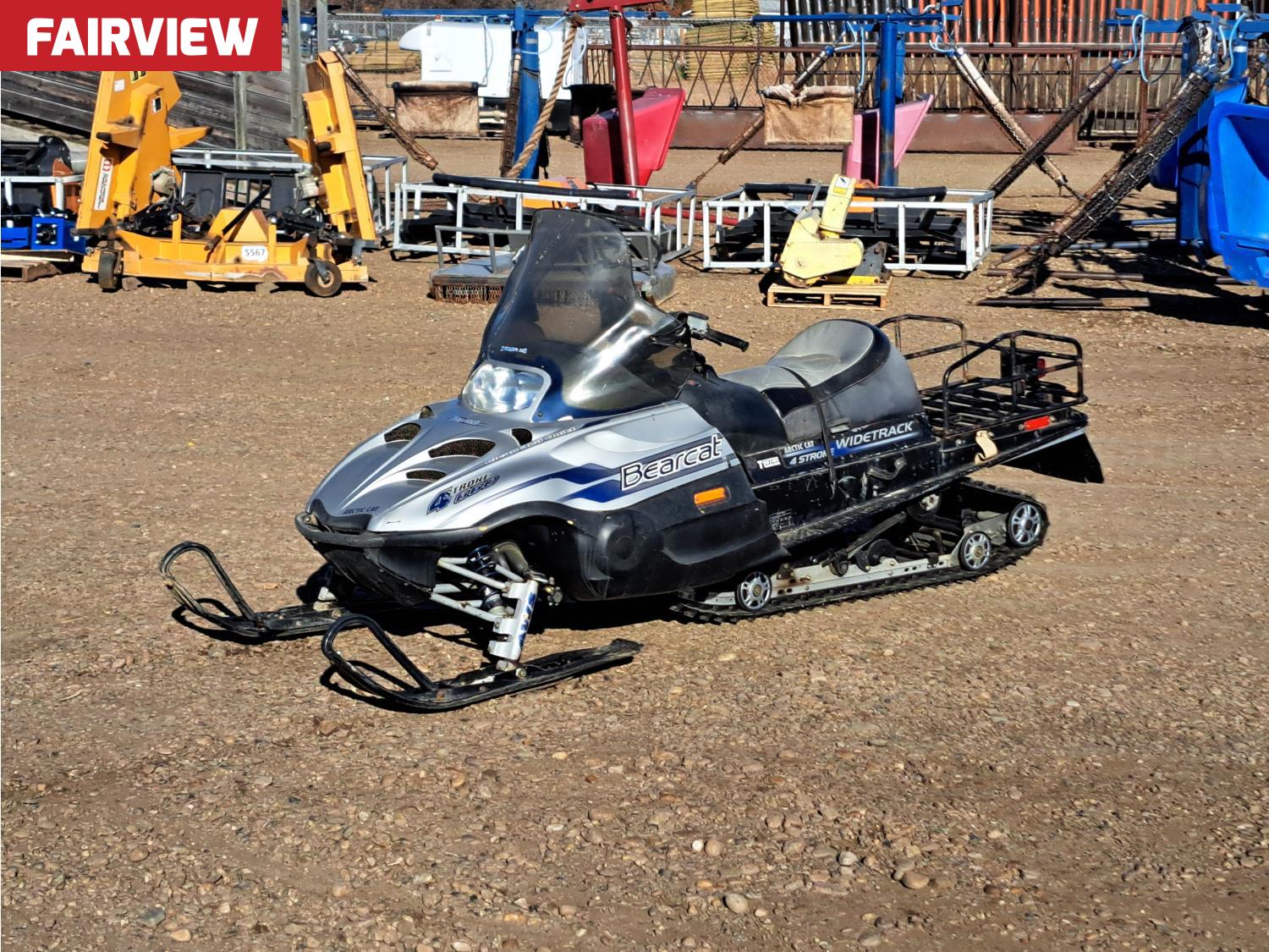 2006 Arctic Cat Bearcat 660 Snowmobile [25KC06009-003] | Team Auctions