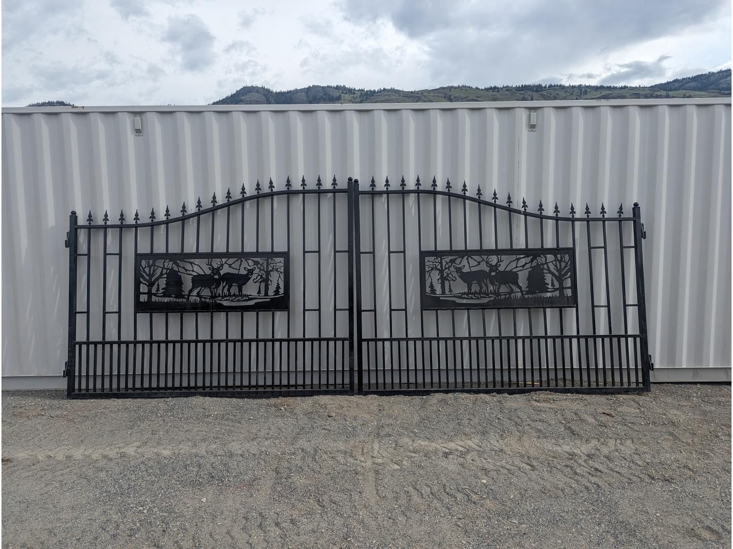 20 Ft Bi-Parting Wrought Iron Driveway Gates (Unused) [24EF10001-001 ...