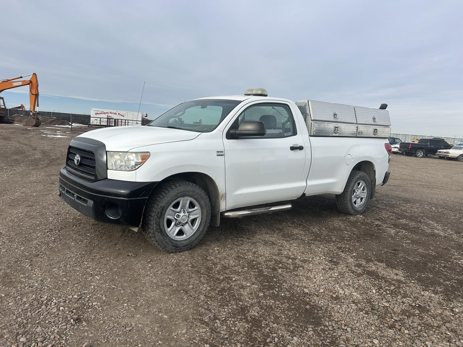 2007 Toyota Tundra 2WD Regular Cab Pickup Truck [25CA35006-002] | Team ...